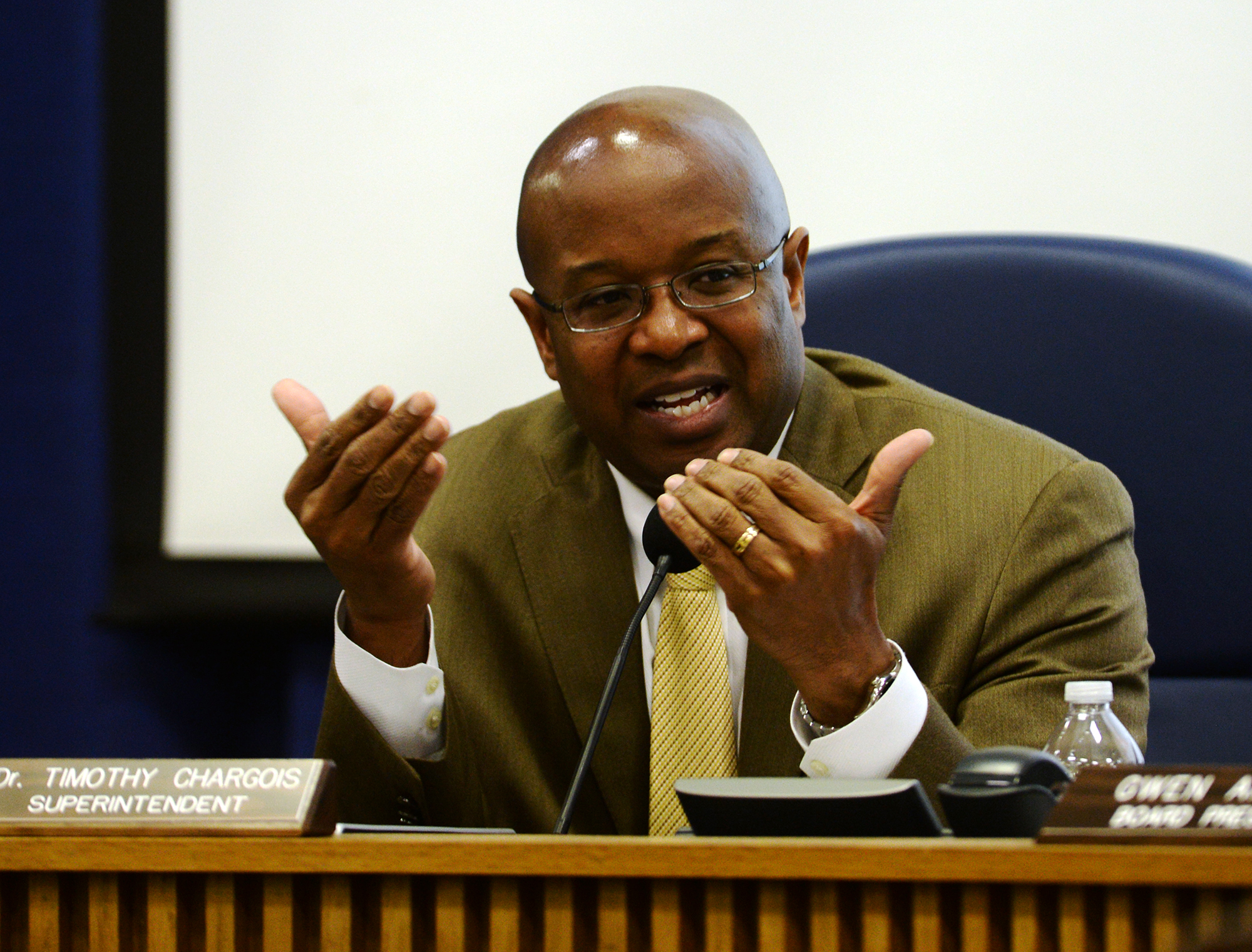 BISD's Chargois out of race for Detroit chancellor