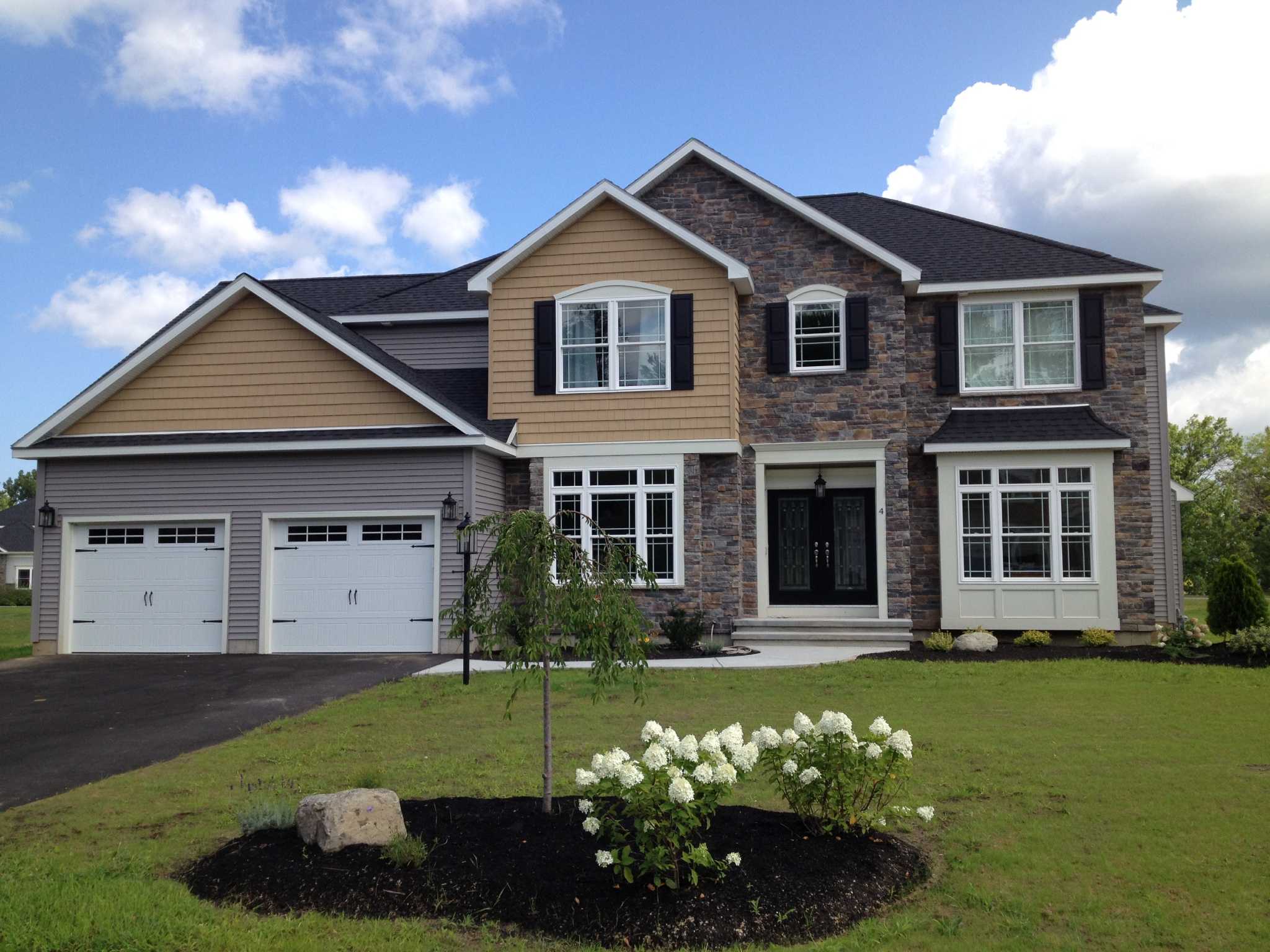 House Plans: Spaciousness defines the Brantingham