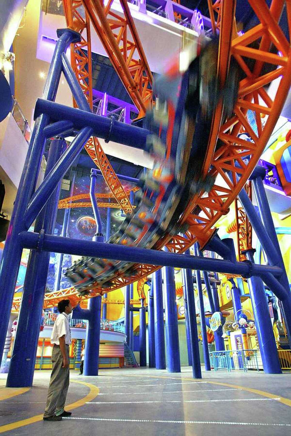 'I didn’t notice it had stopped': Japan's slowest roller coaster ...