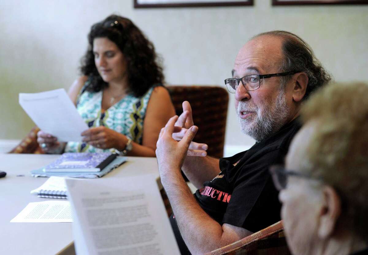 Founders Hall has writing class for seniors