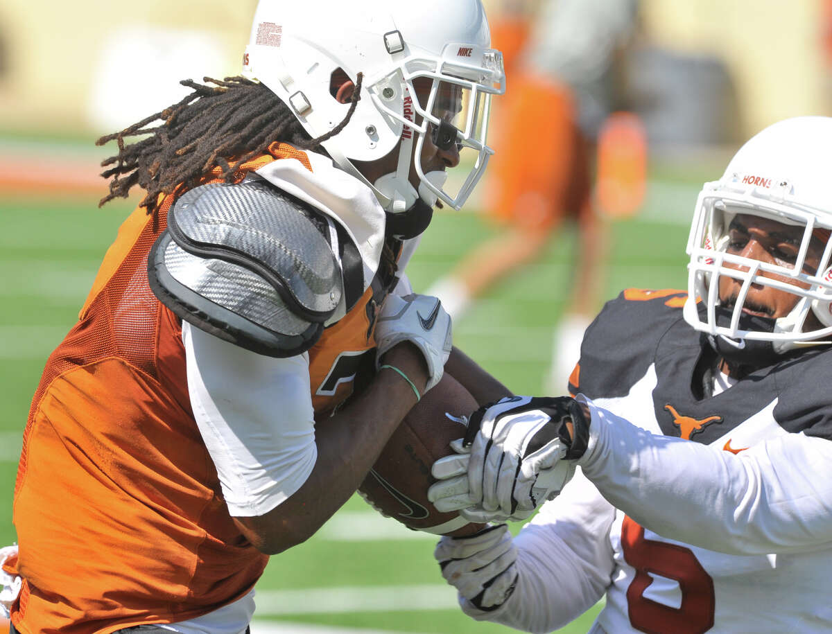 Time to run: Strong trying to put Longhorns on right pace