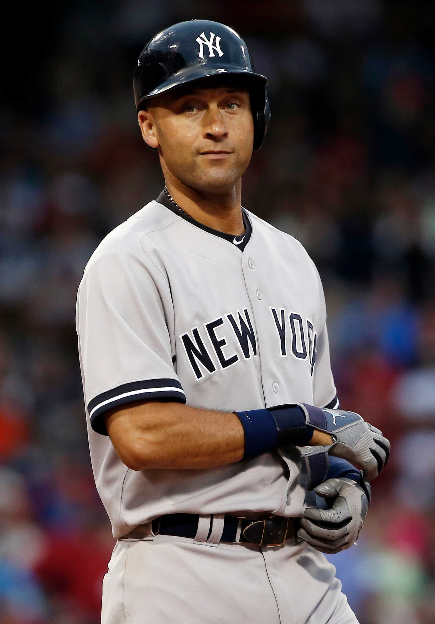 MLB report: Scoring change alters history for Jeter