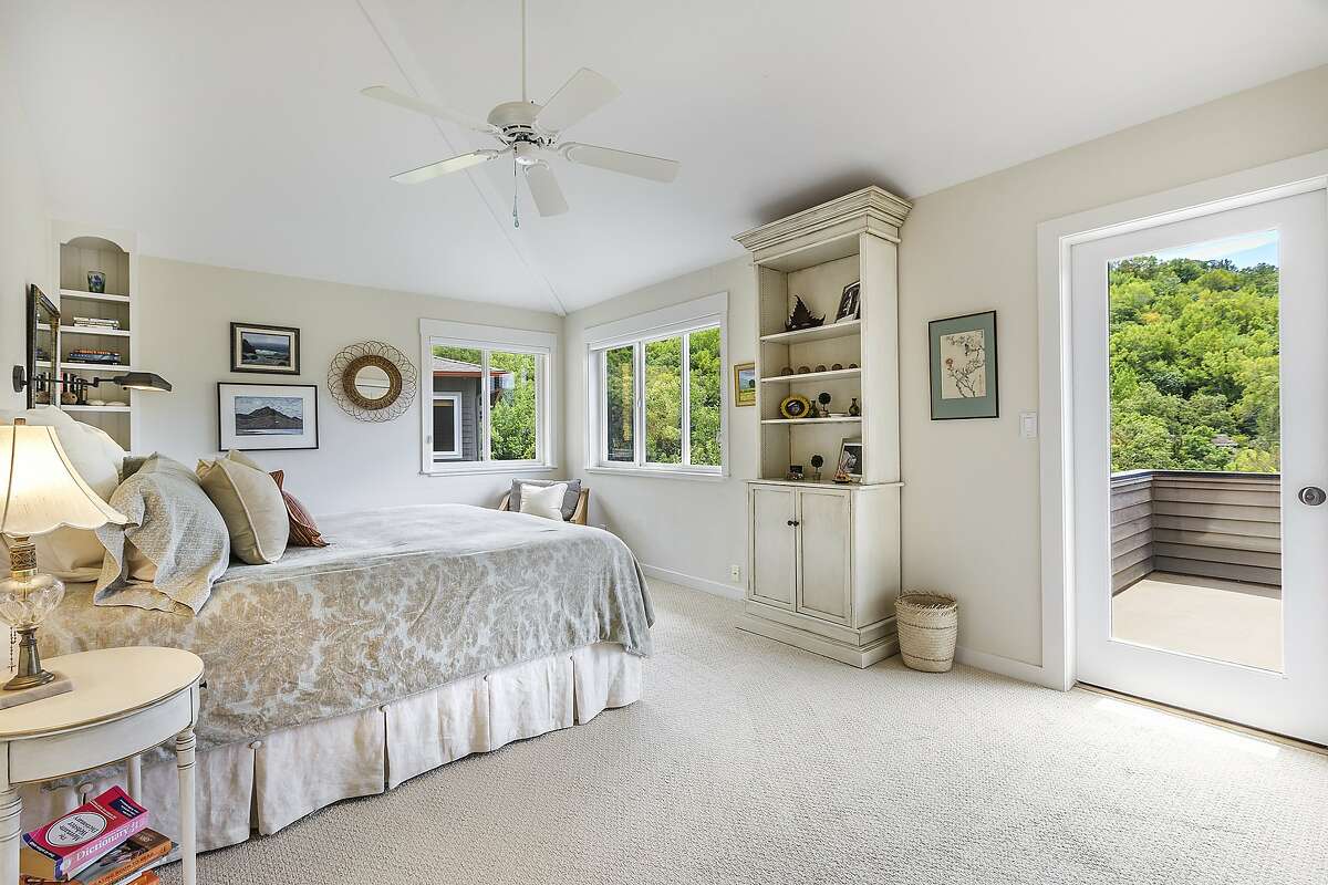 Contemporary Ranch house in Fairfax