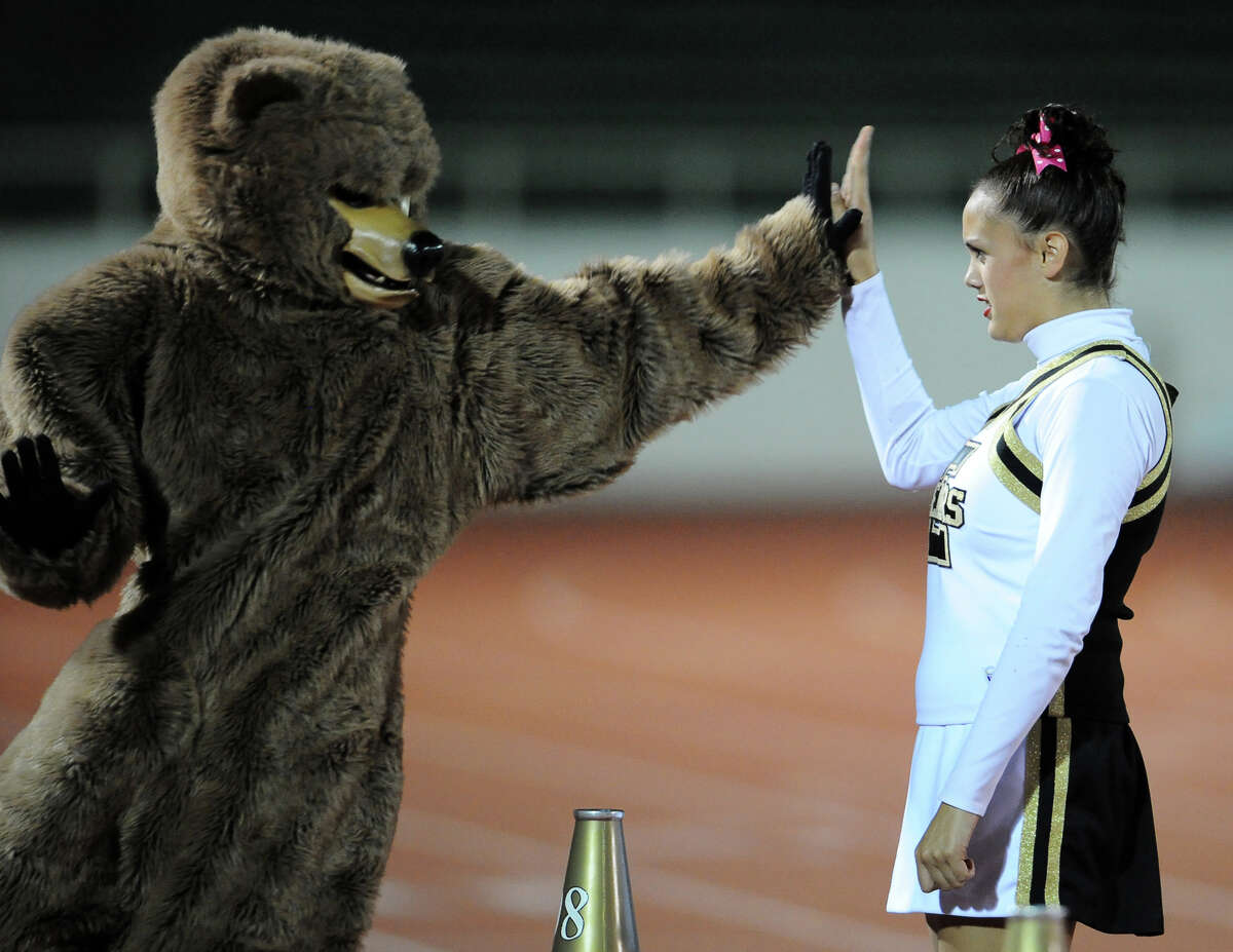 Students of combined UT-RGV battle over mascot