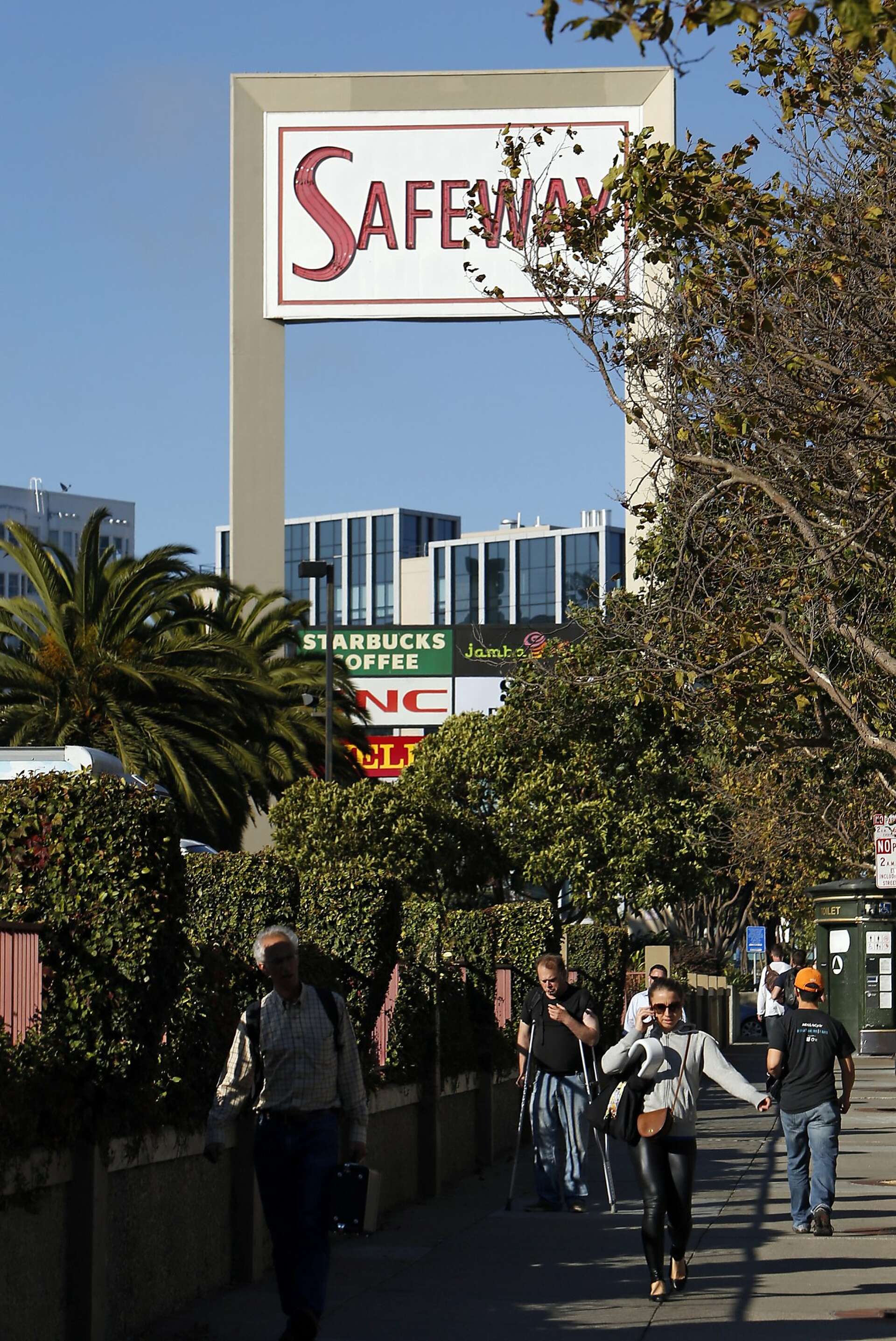 Duboce Triangle neighborhood getting scary with drugs, violence