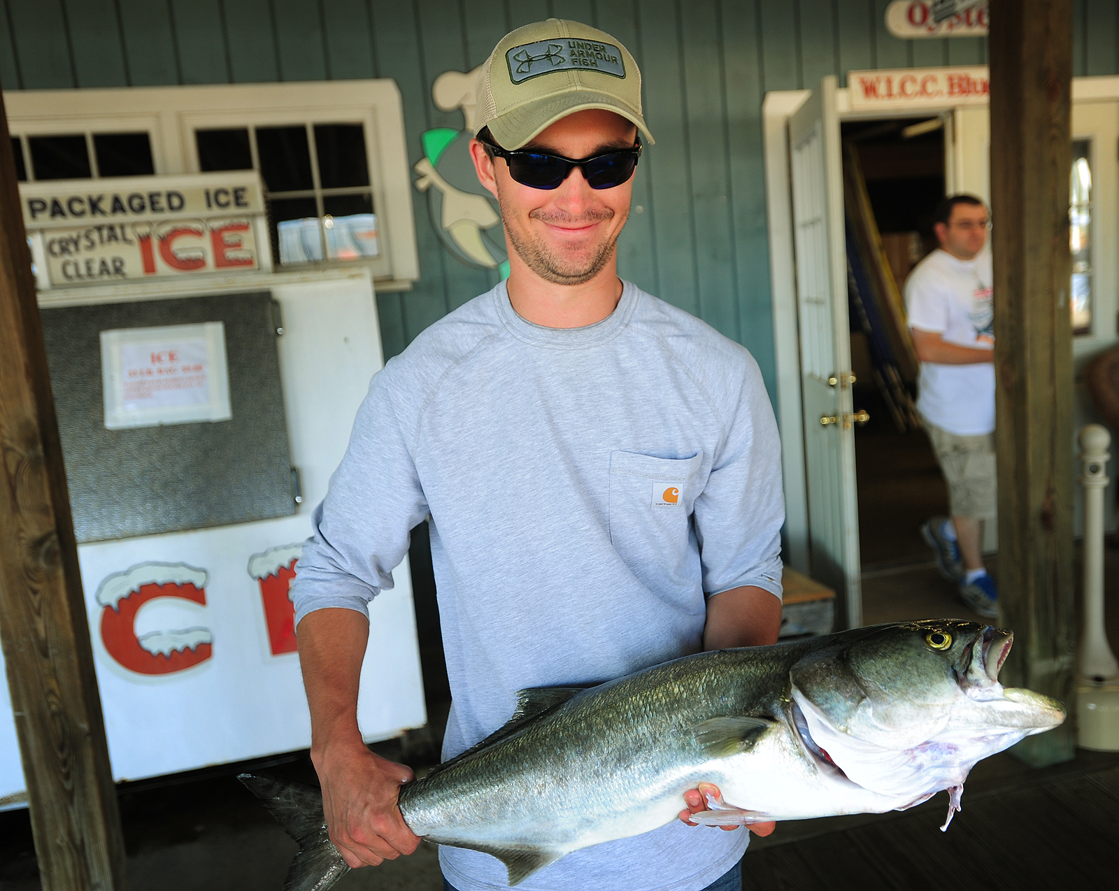 Contestants vie for big-fish honors