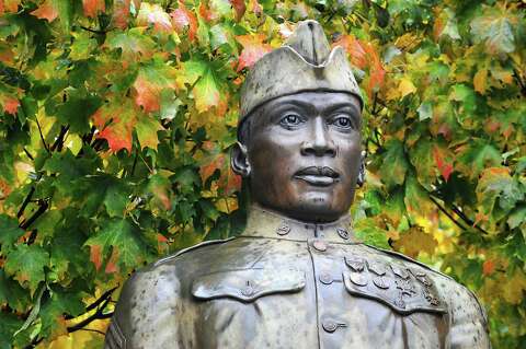 Sgt. Henry Johnson closer to Medal of Honor