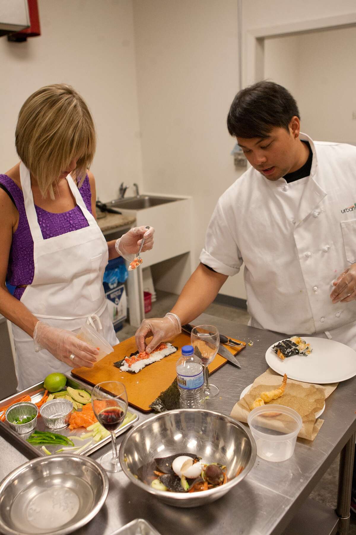 Business' premise: Cooking classes offer more than how to prepare food