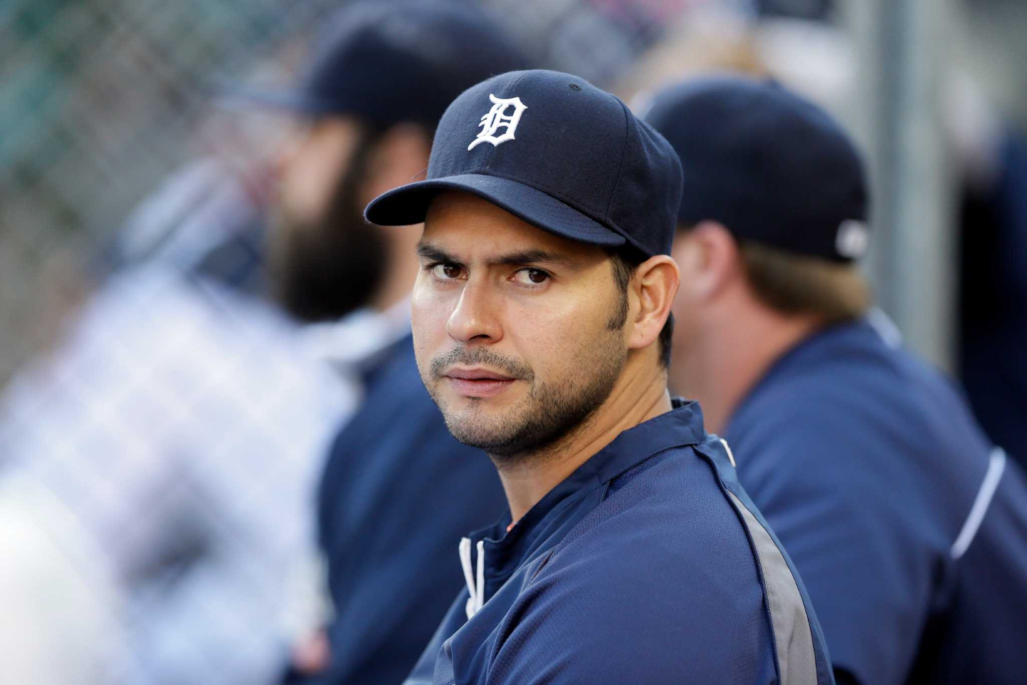 MLB report: Mariners GM gets extension