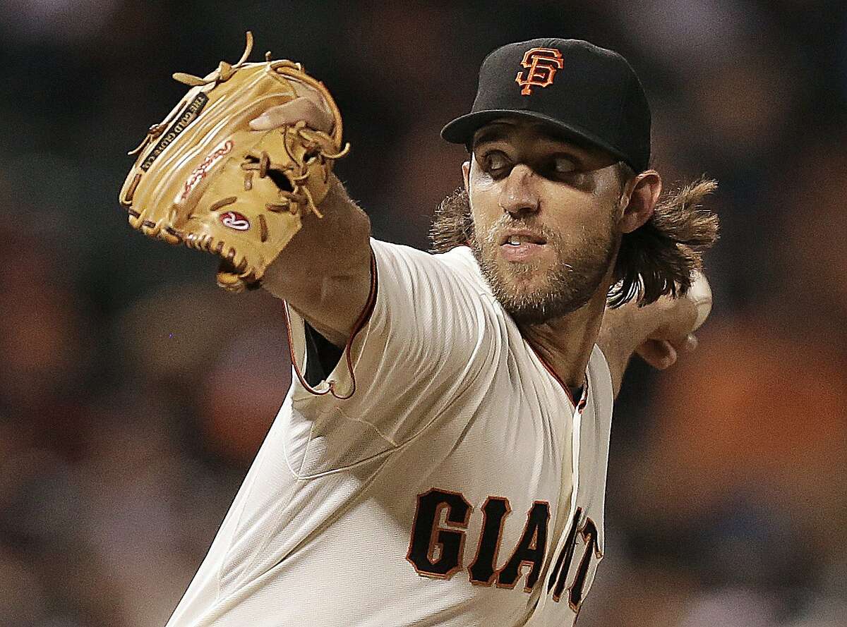 Bumgarner nearly perfect as Giants beat Rockies 3-0