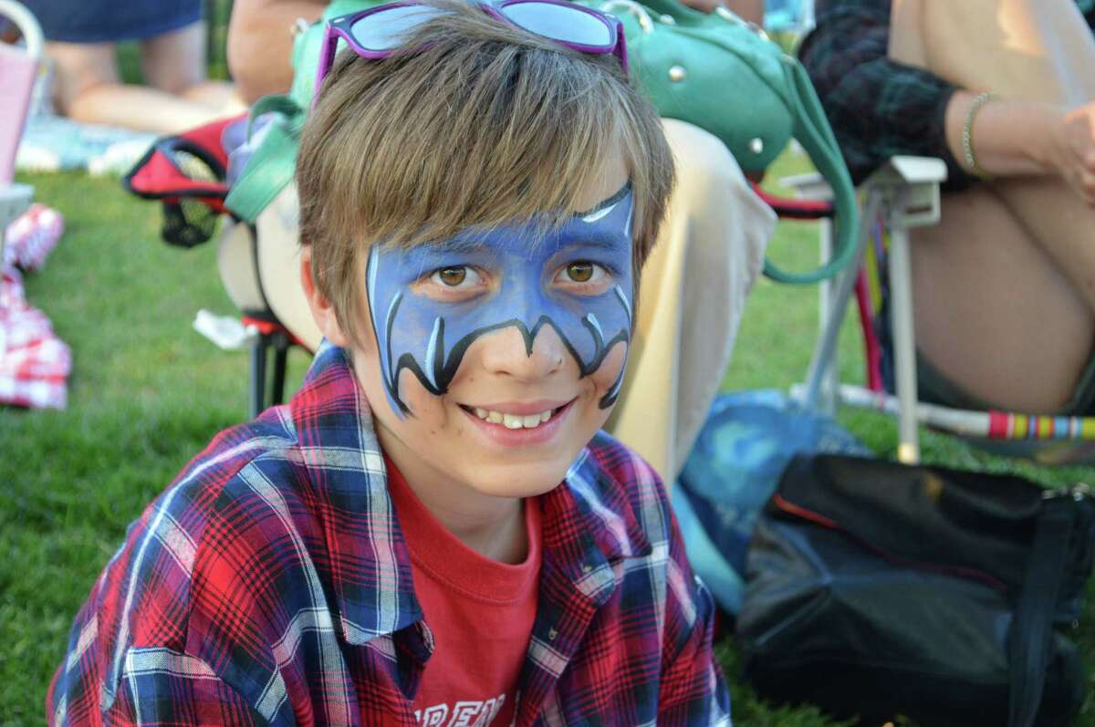 Enthusiasm undampened by rain, crowd enjoys a magic night at the Levitt