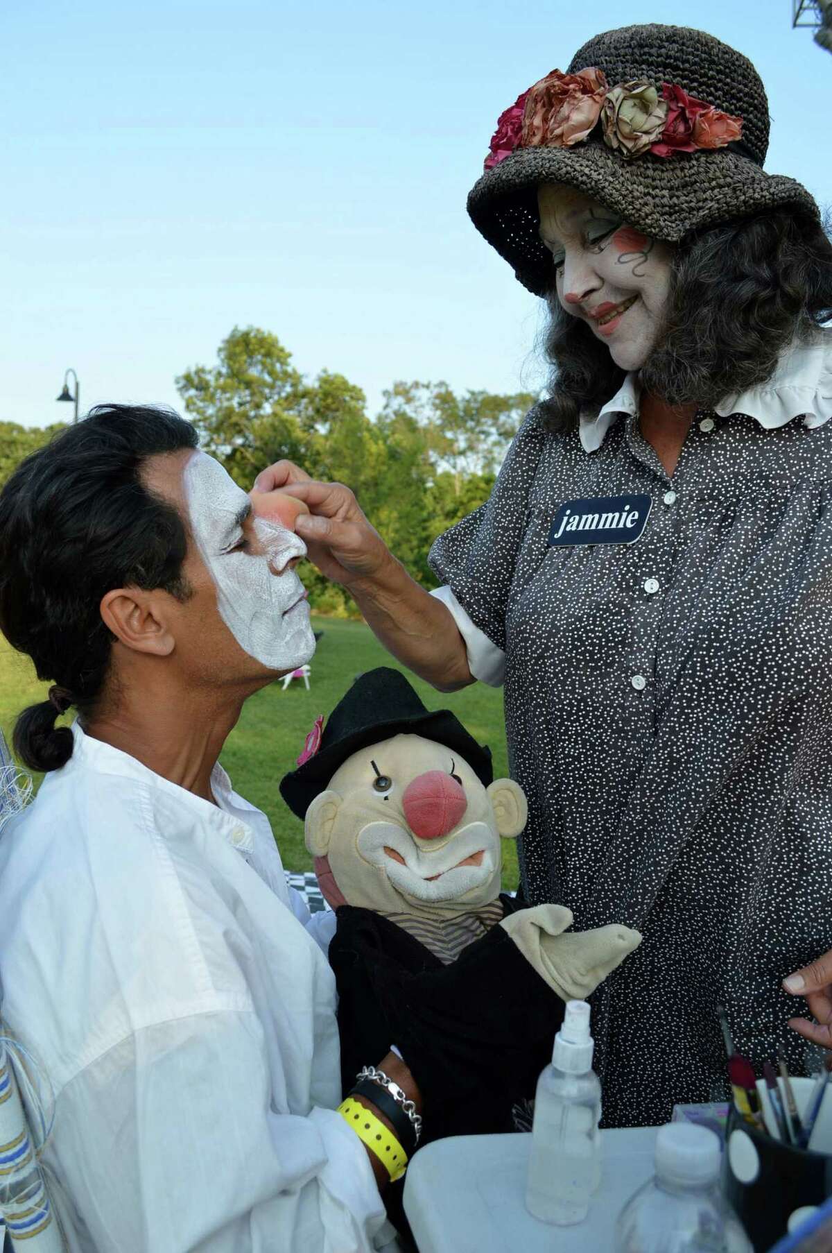 Enthusiasm undampened by rain, crowd enjoys a magic night at the Levitt