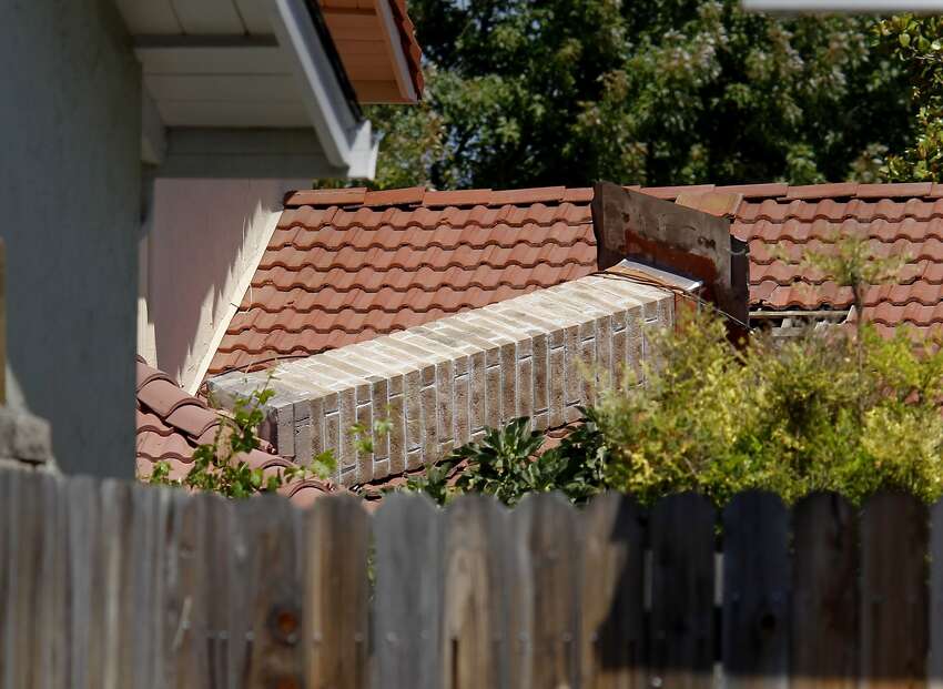 Chimney failure most common damage in an earthquake