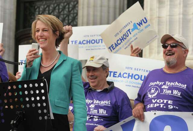 Teachout makes campaign stop in downtown Albany