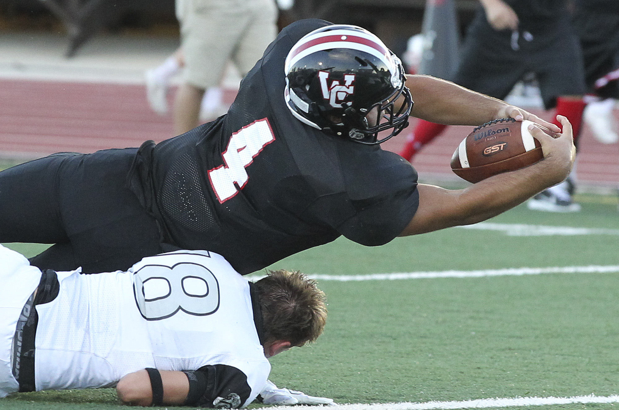 Churchill beats Clark in Gucci Bowl