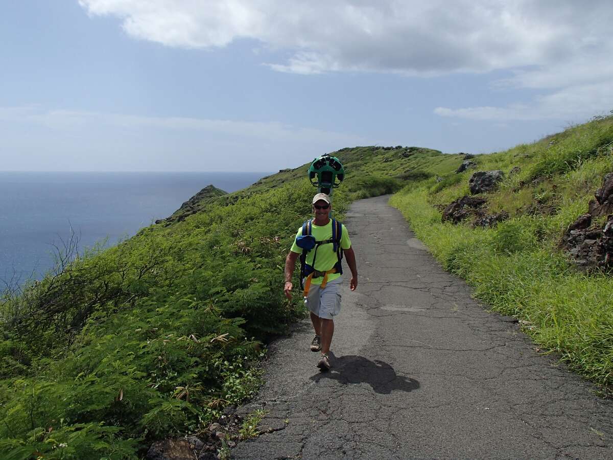 Take a hike (virtually) in Oahu