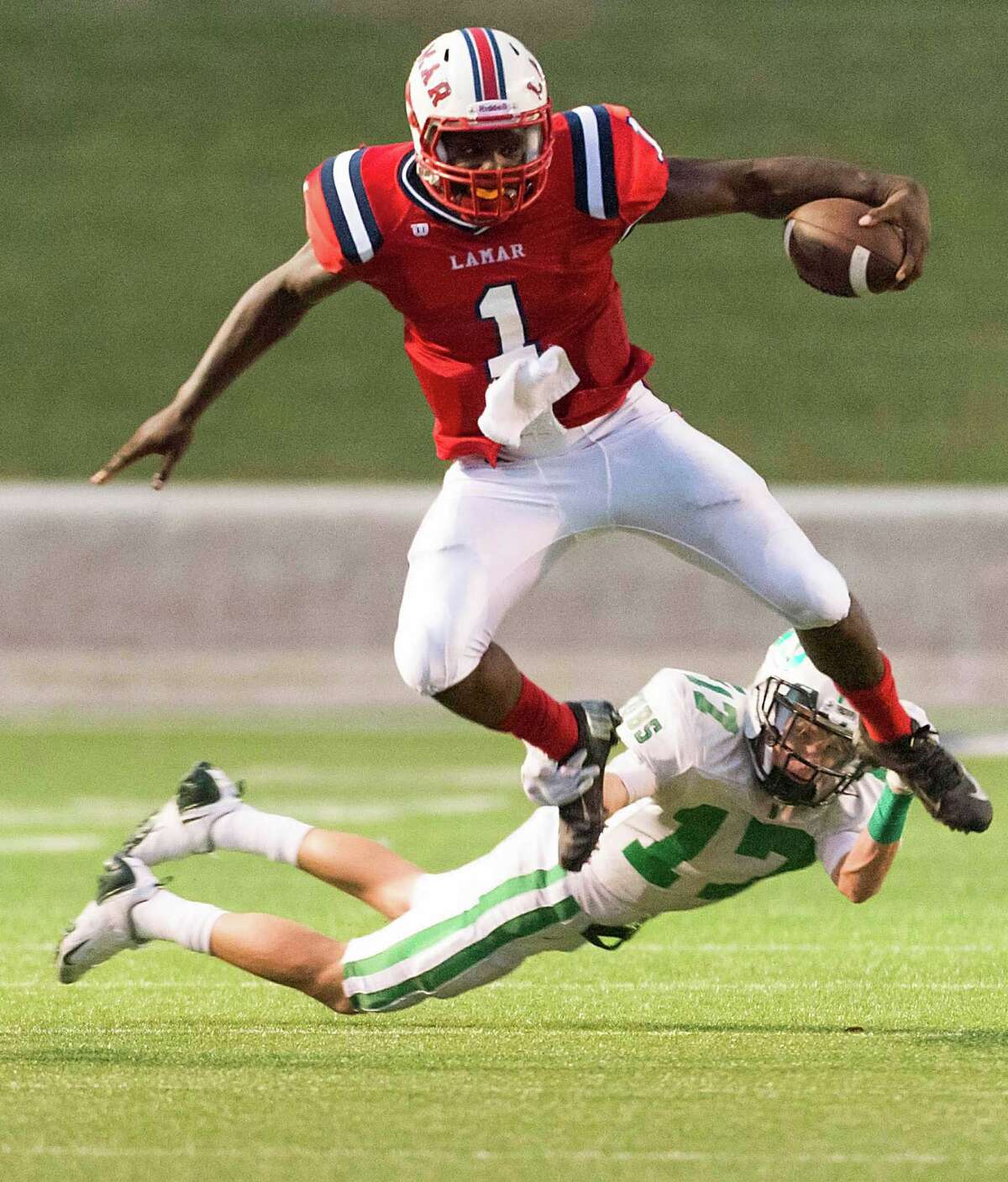 Big plays lead Lamar to big win over Brenham