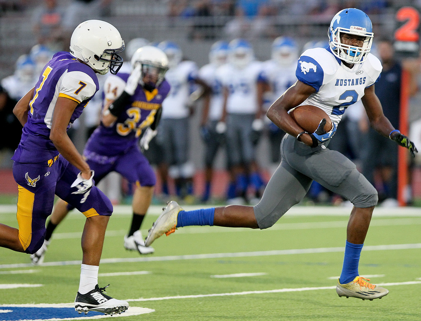 Mustangs run past Eagles in opener