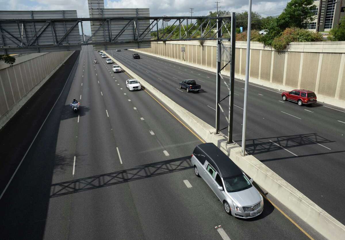 DA declines to seek death against police chief’s accused killer