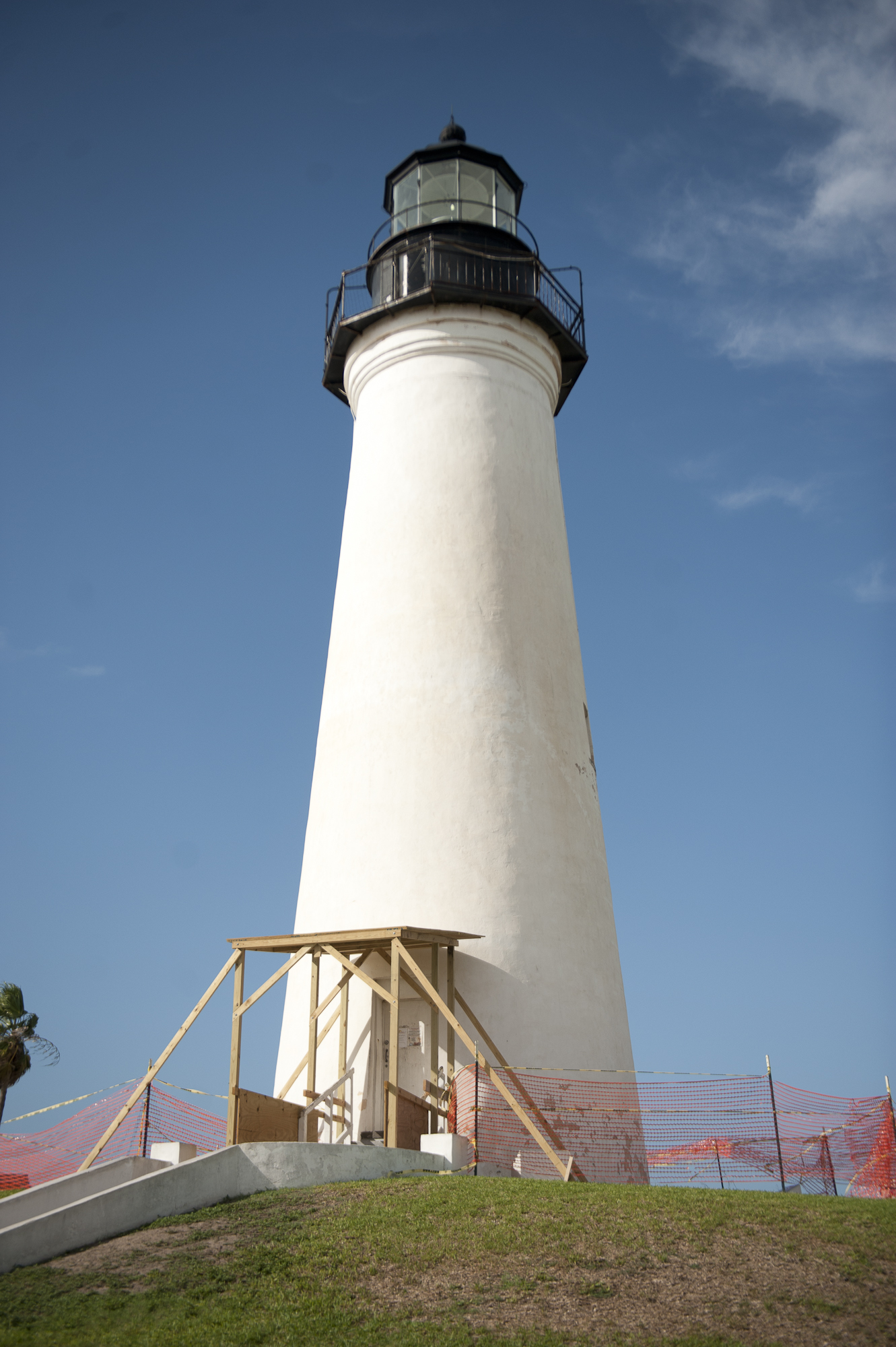 Historic Texas lighthouse undergoing renovation