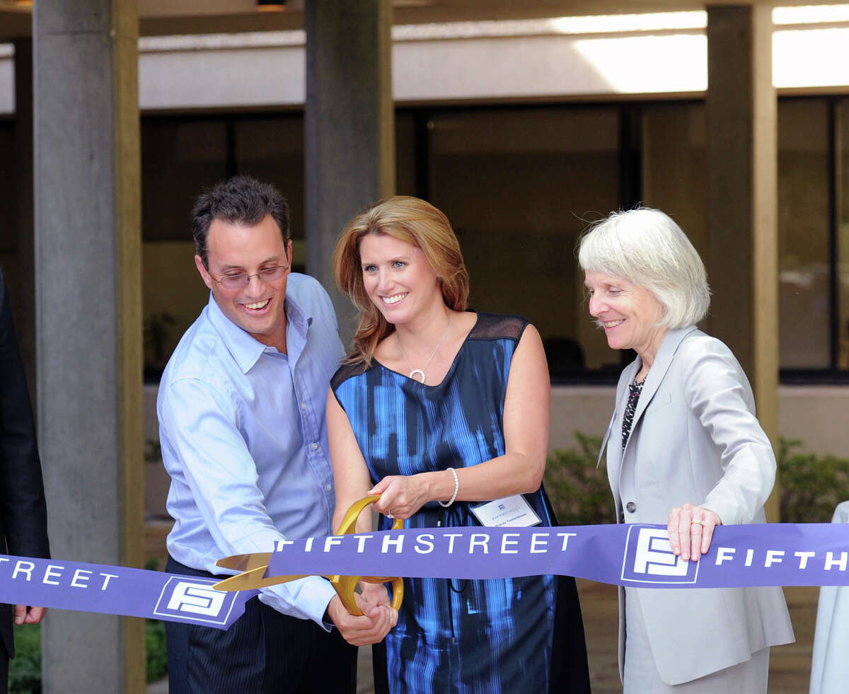 Republican CEO of asset-management firm accepts $5M in Malloy incentives