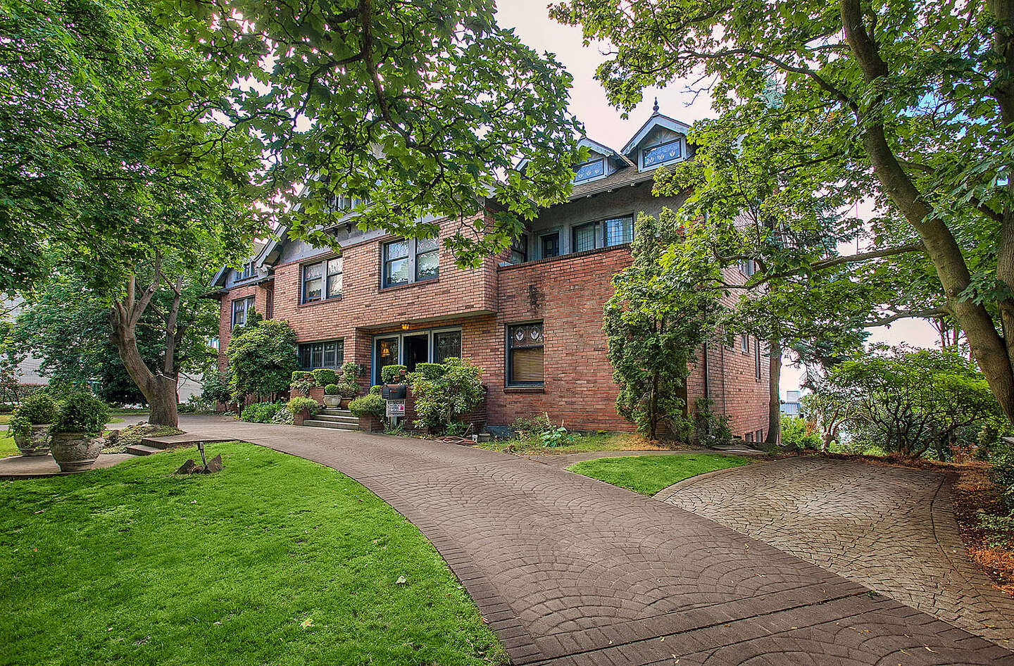 Apartment building was once Seattle's grandest mansion