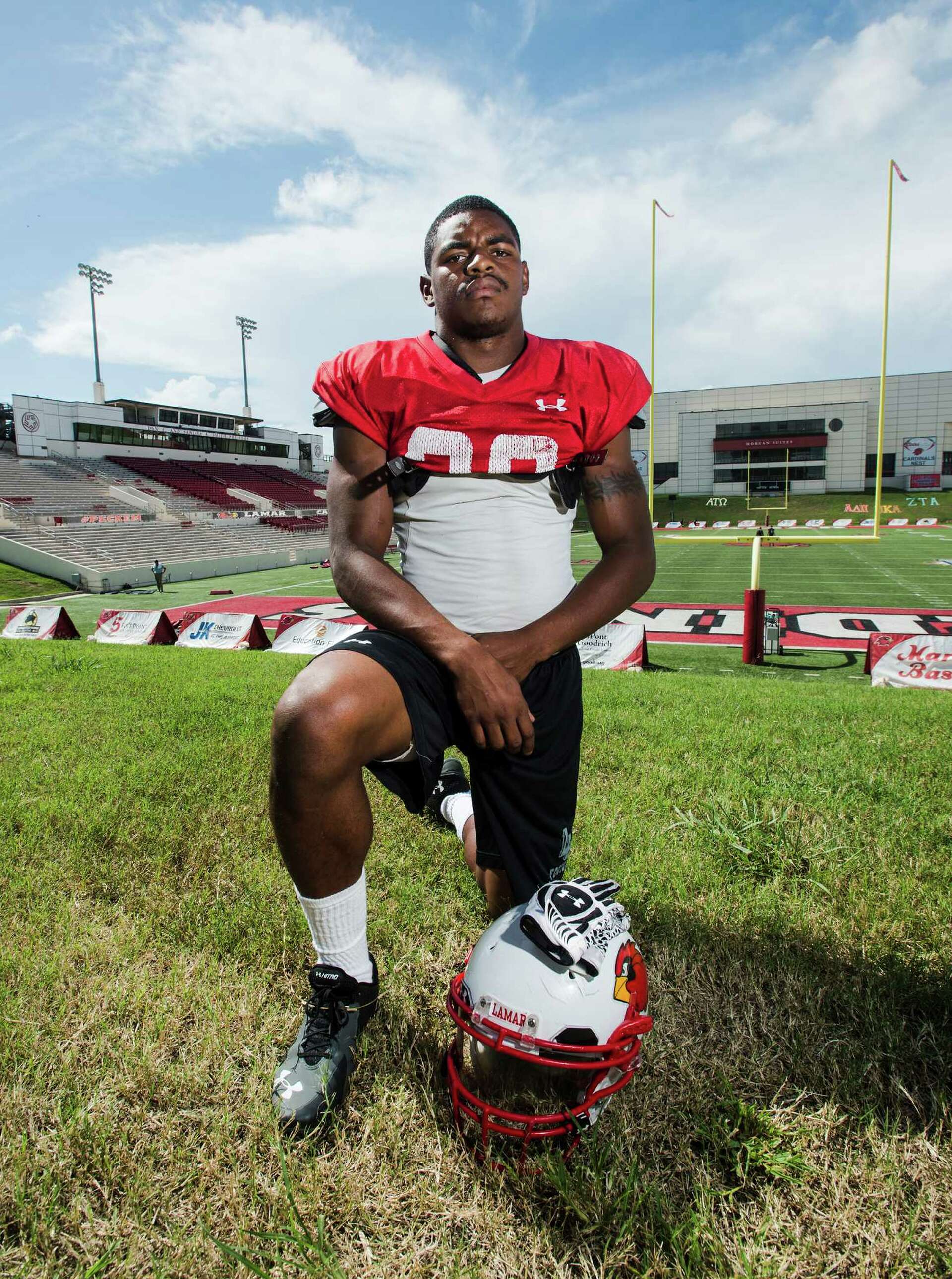 Lamar sophomore making impact in Cardinals secondary