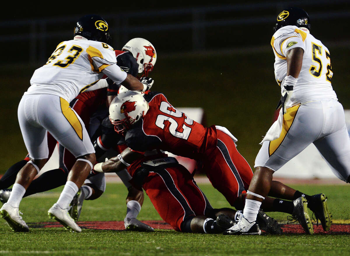Lamar sophomore making impact in Cardinals secondary