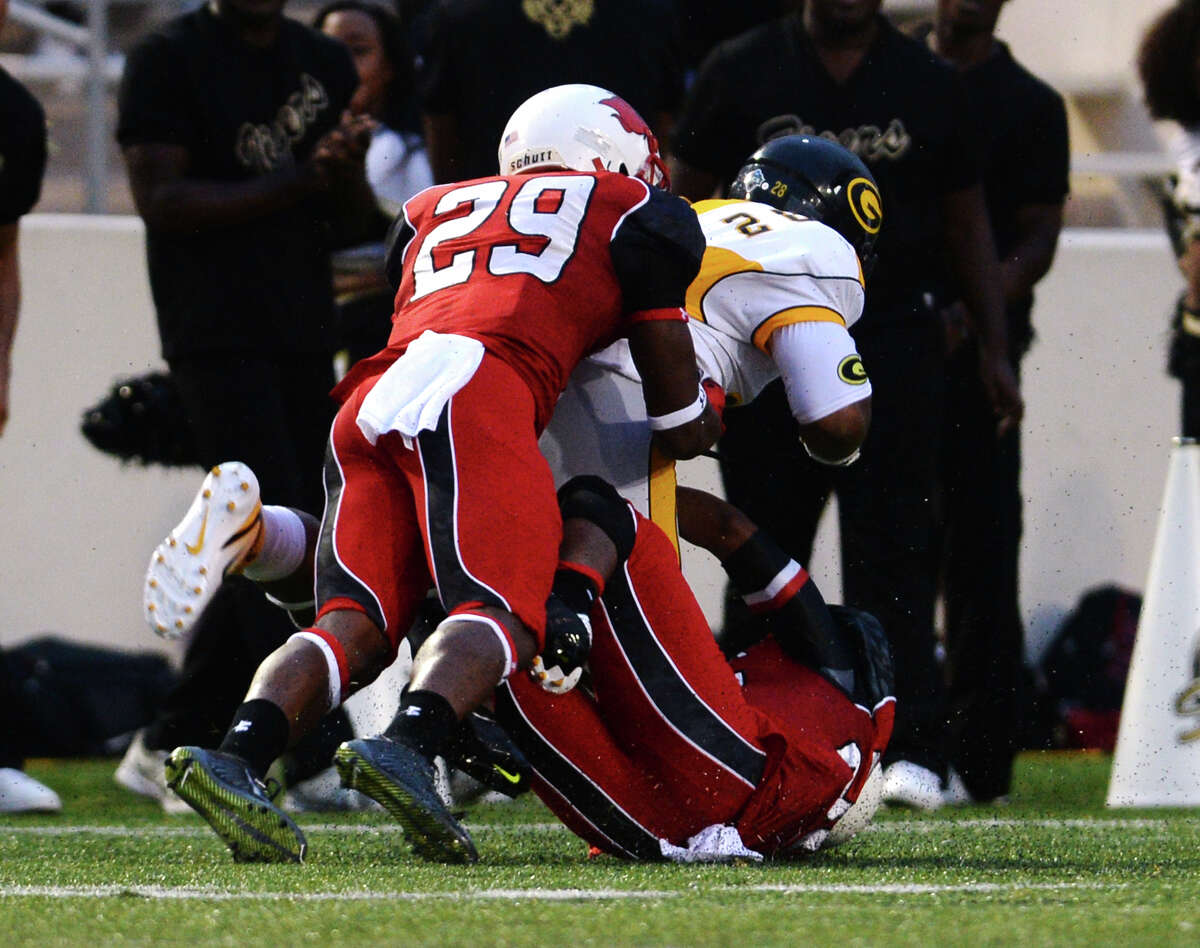 Lamar sophomore making impact in Cardinals secondary