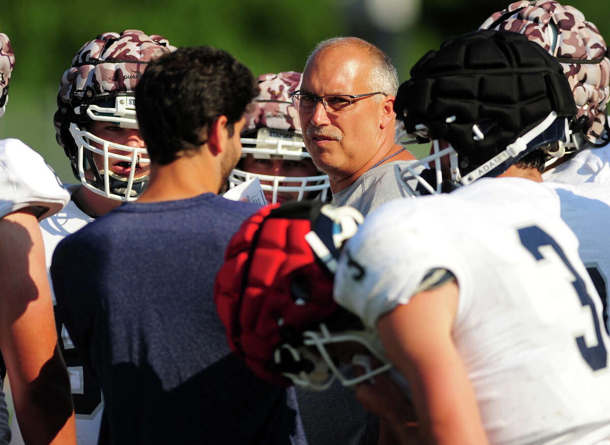 Staples football preview: Wreckers flying under the radar
