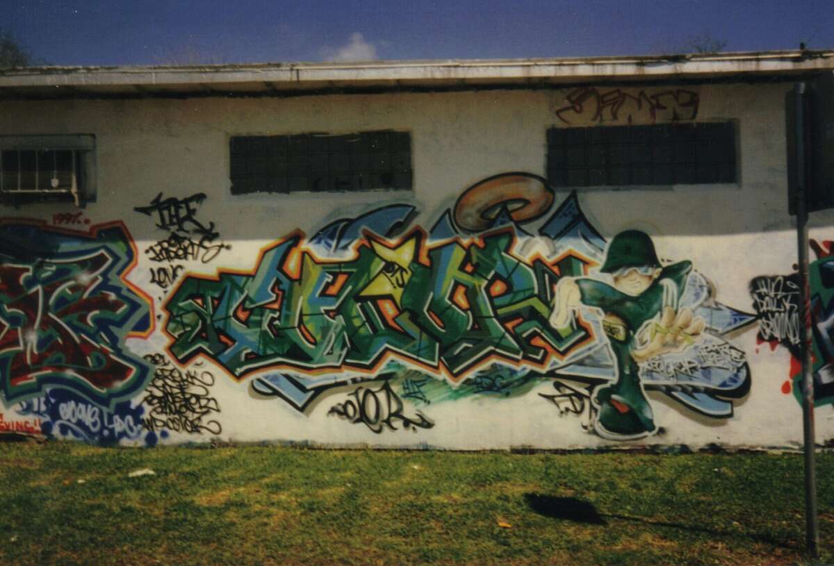 Kings of Texas graffiti