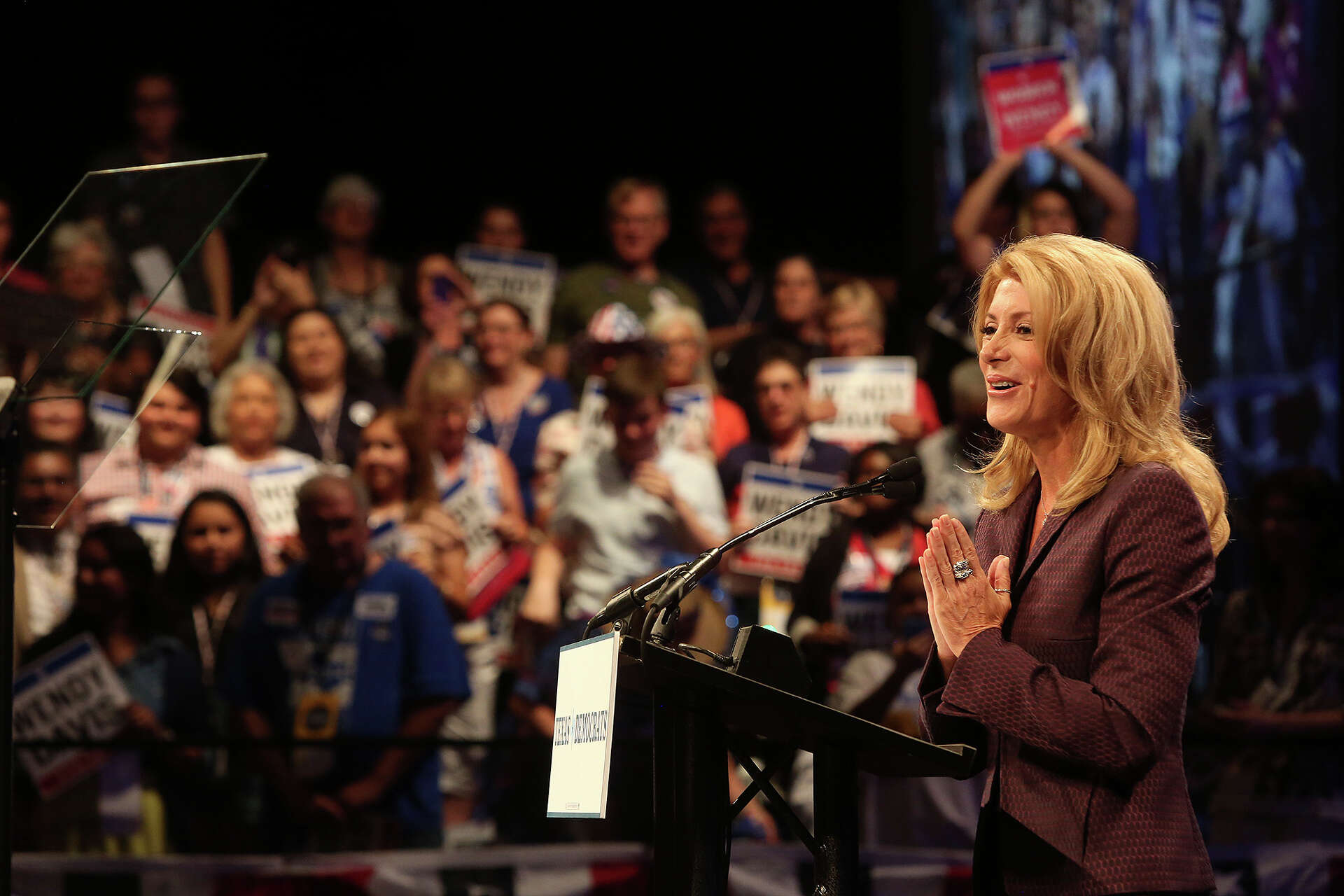 Davis discloses terminating pregnancy in her memoir