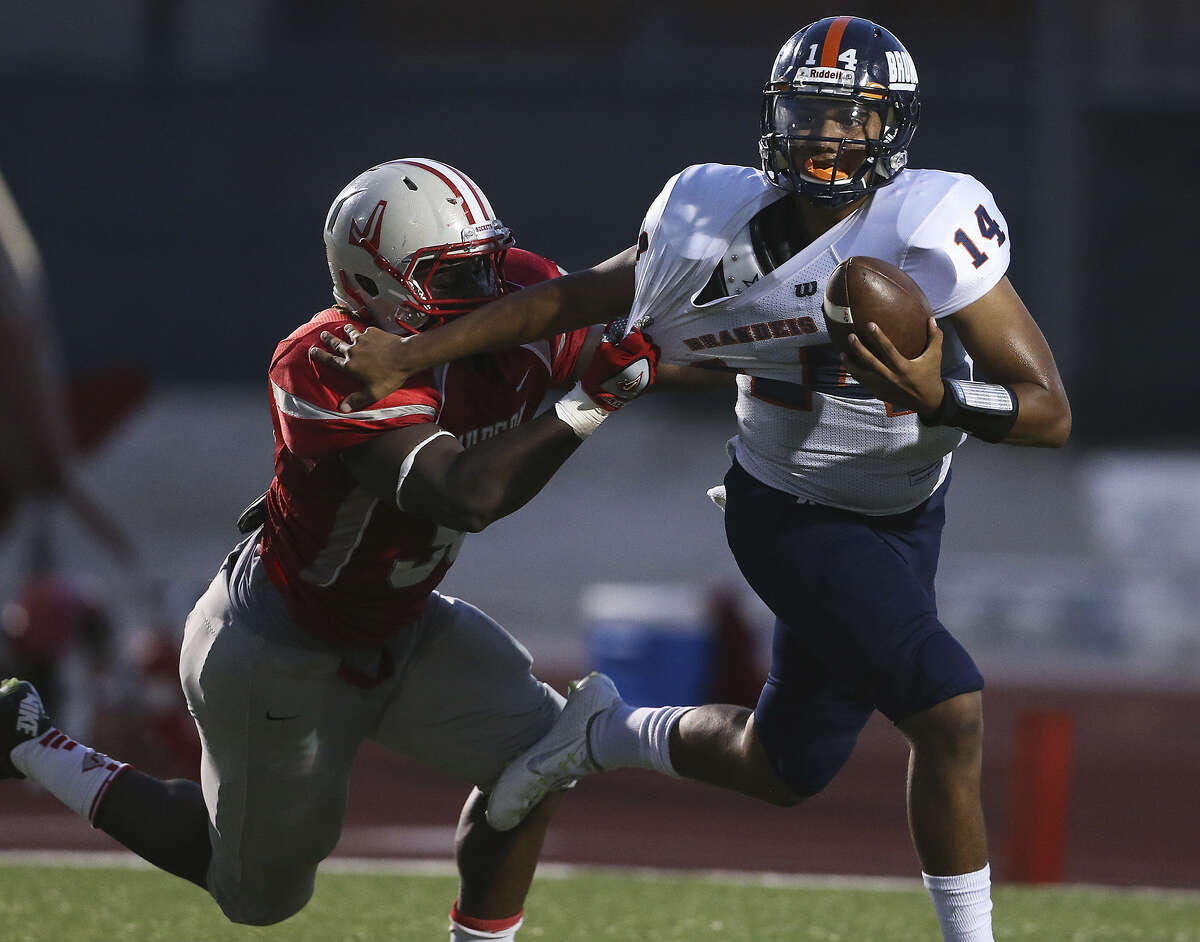 Broncos wear down mistake-prone Rockets