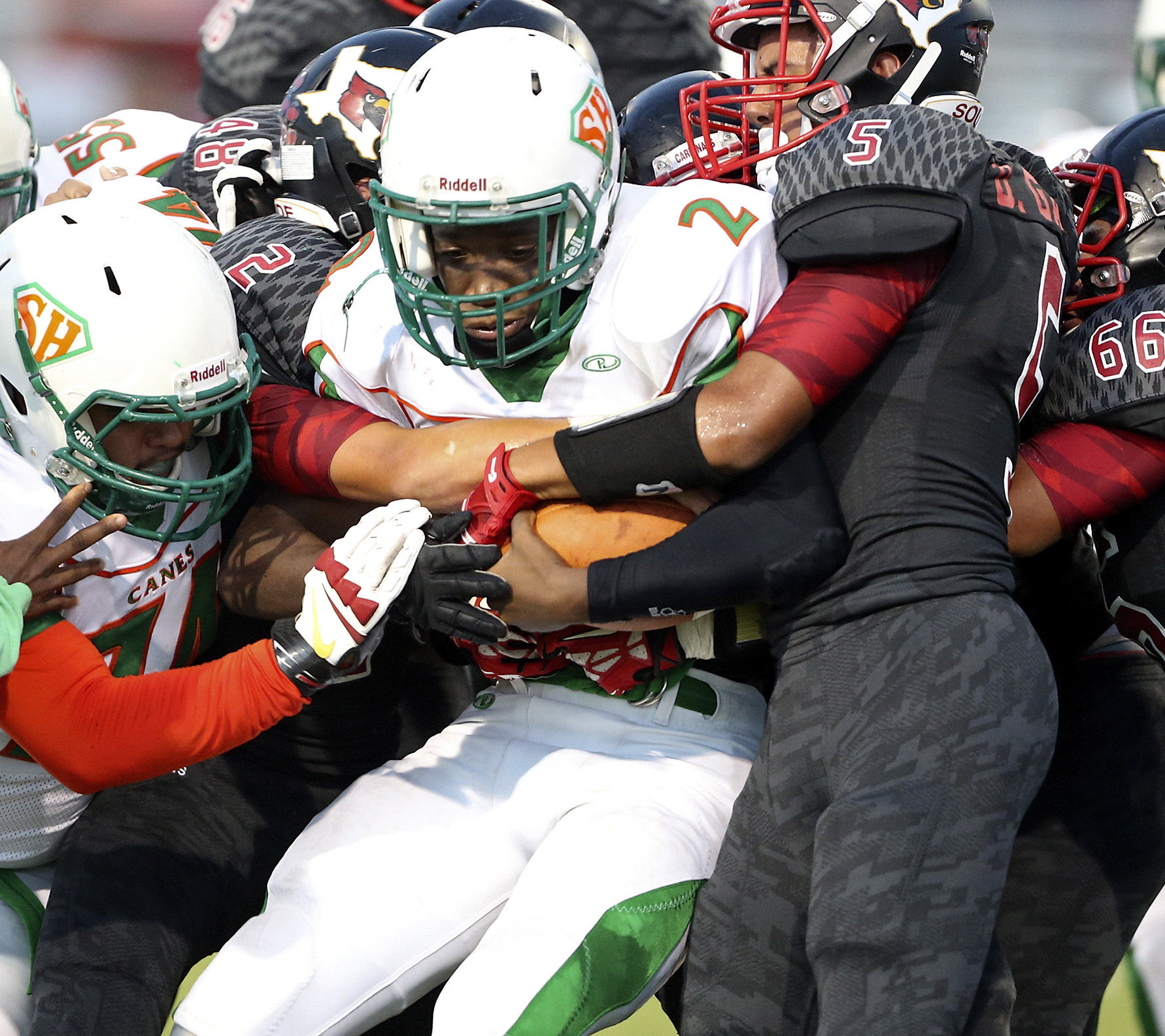 Southside squeezes by Sam Houston
