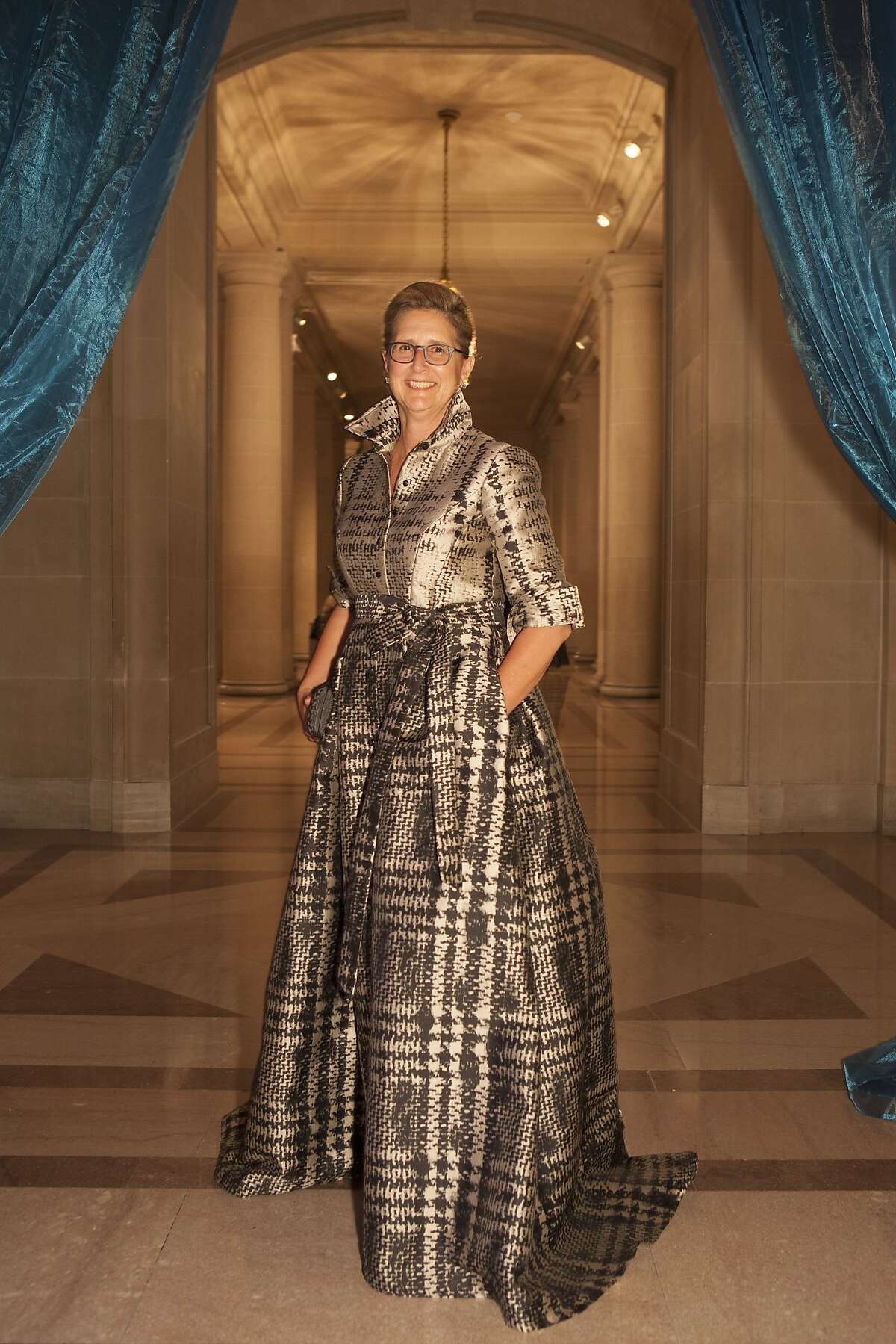 At glamorous Opera gala, it's all about the Oscar