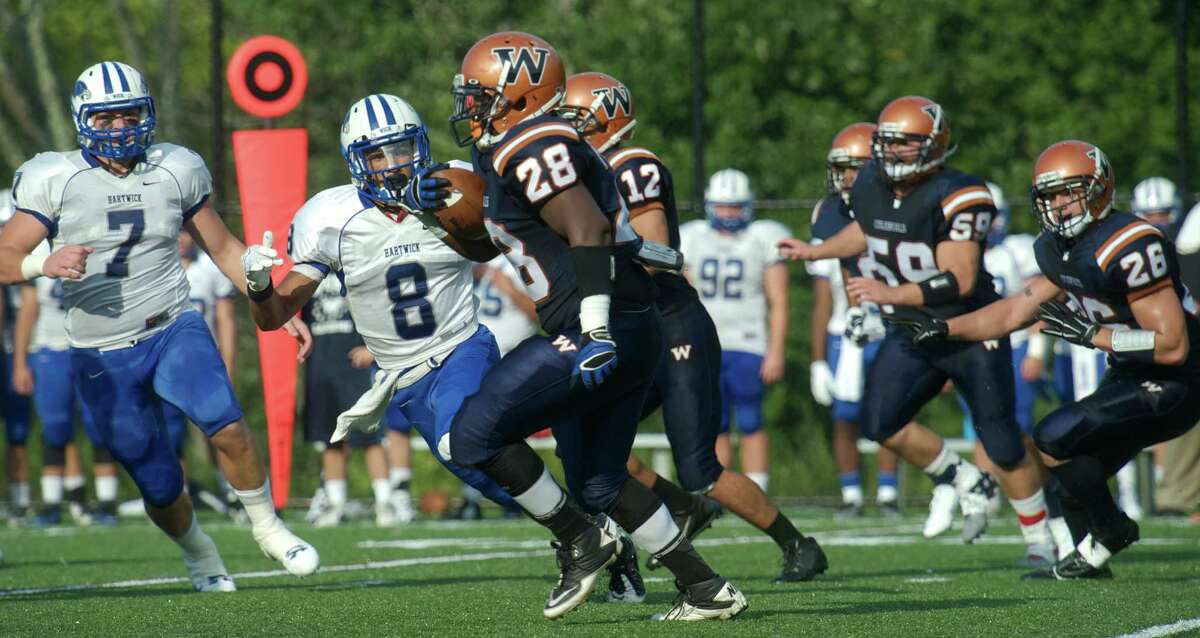 Storms halt opener at halftime, game to resume today in Danbury