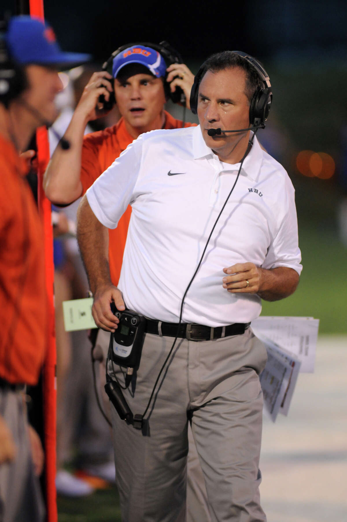 Alumni savor moment of first HBU game on campus