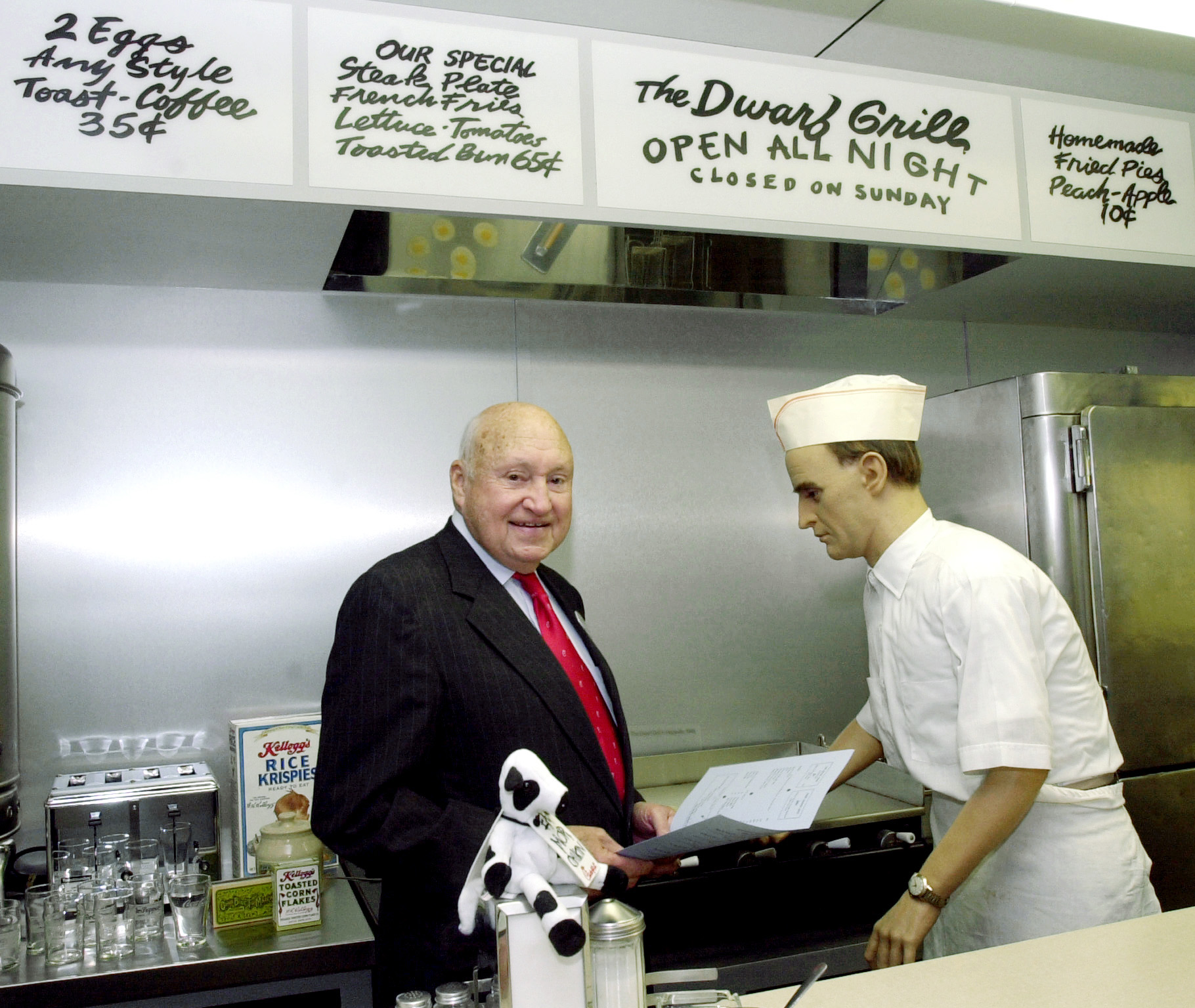 Chick-fil-A founder S. Truett Cathy has died