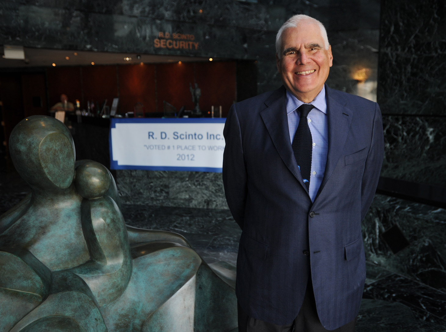 Scinto wins leadership award