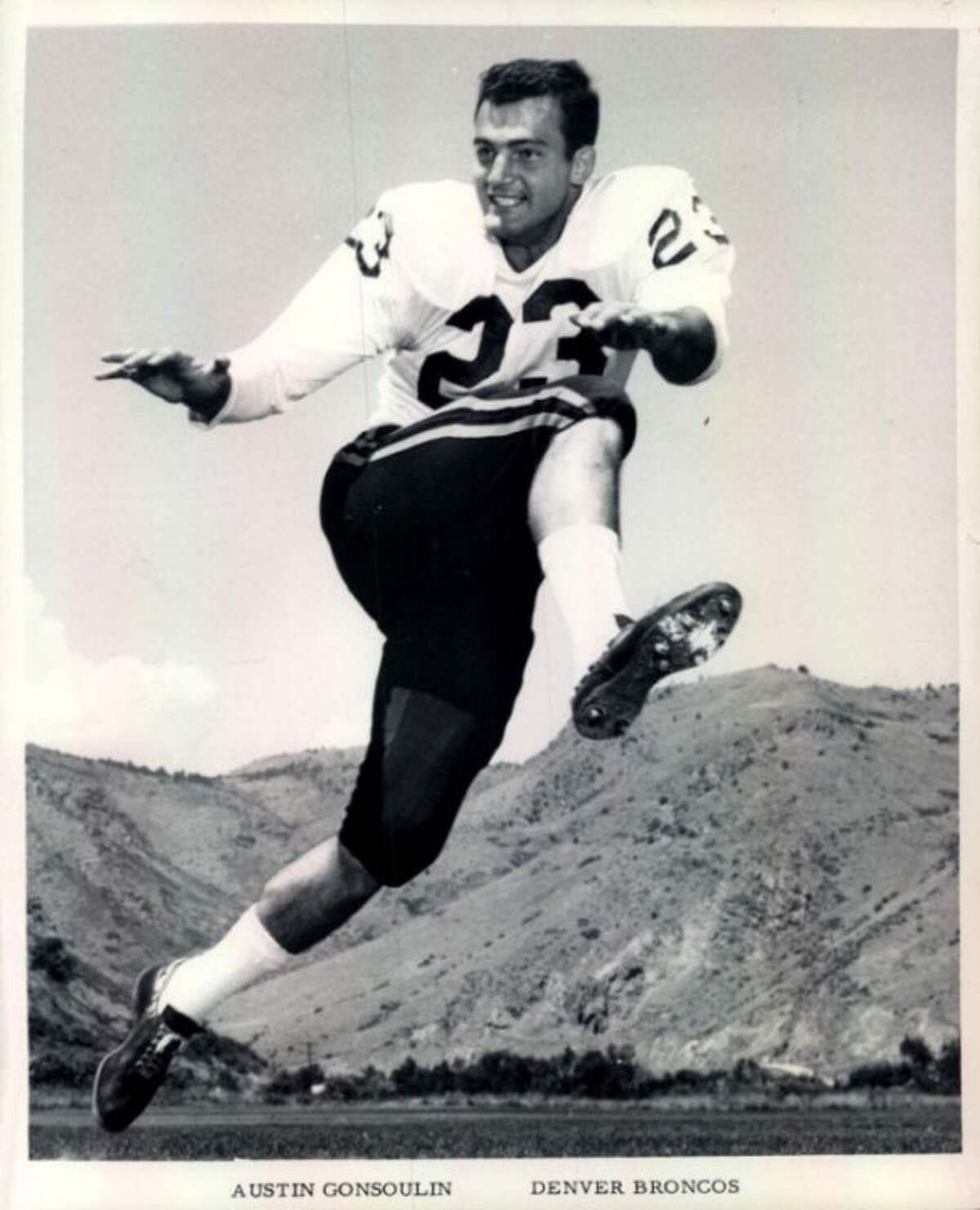 Denver Broncos legend and Port Arthur native Gonsoulin passes away