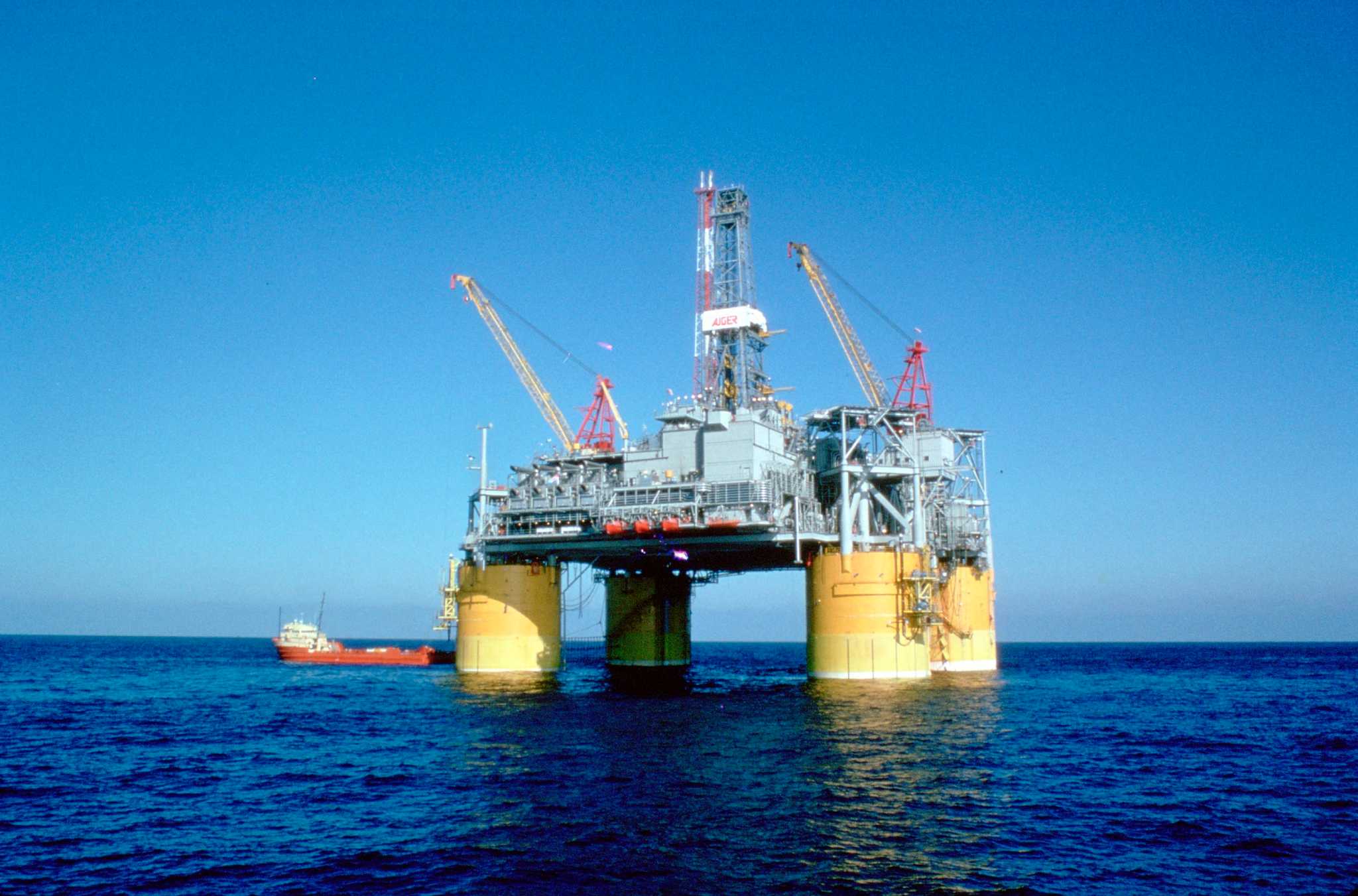 Shell pumps new life into old Gulf platform