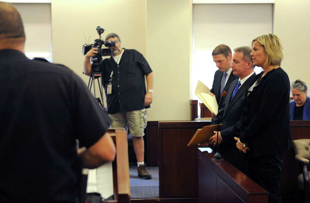 Plea deal gives teacher jail time