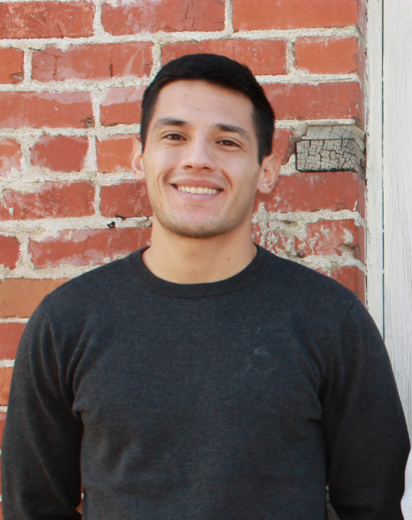 Filoli’s Gabe Verduzco solves plant riddles on social media