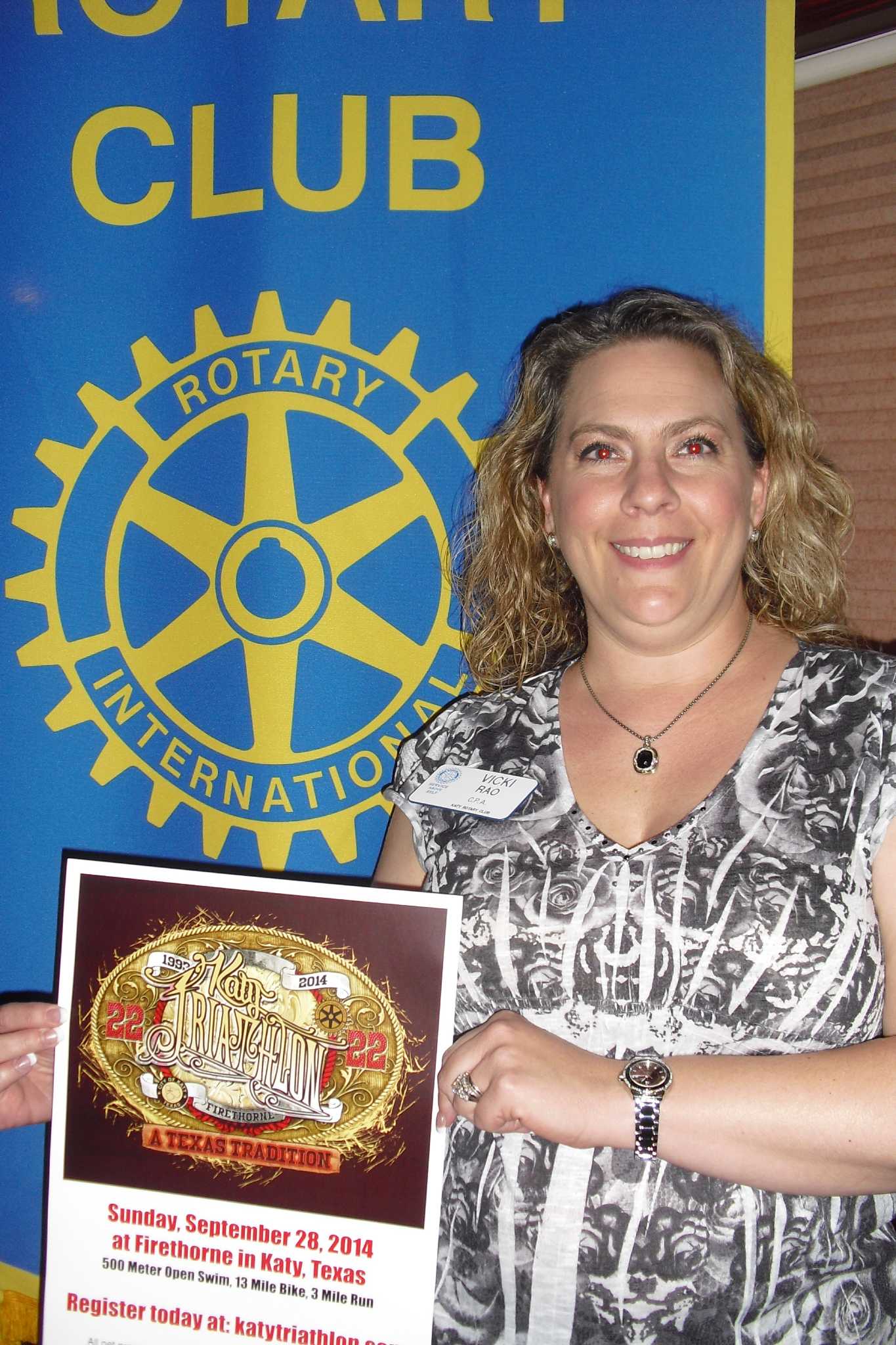 Triathletes help Rotary Club of Katy help others