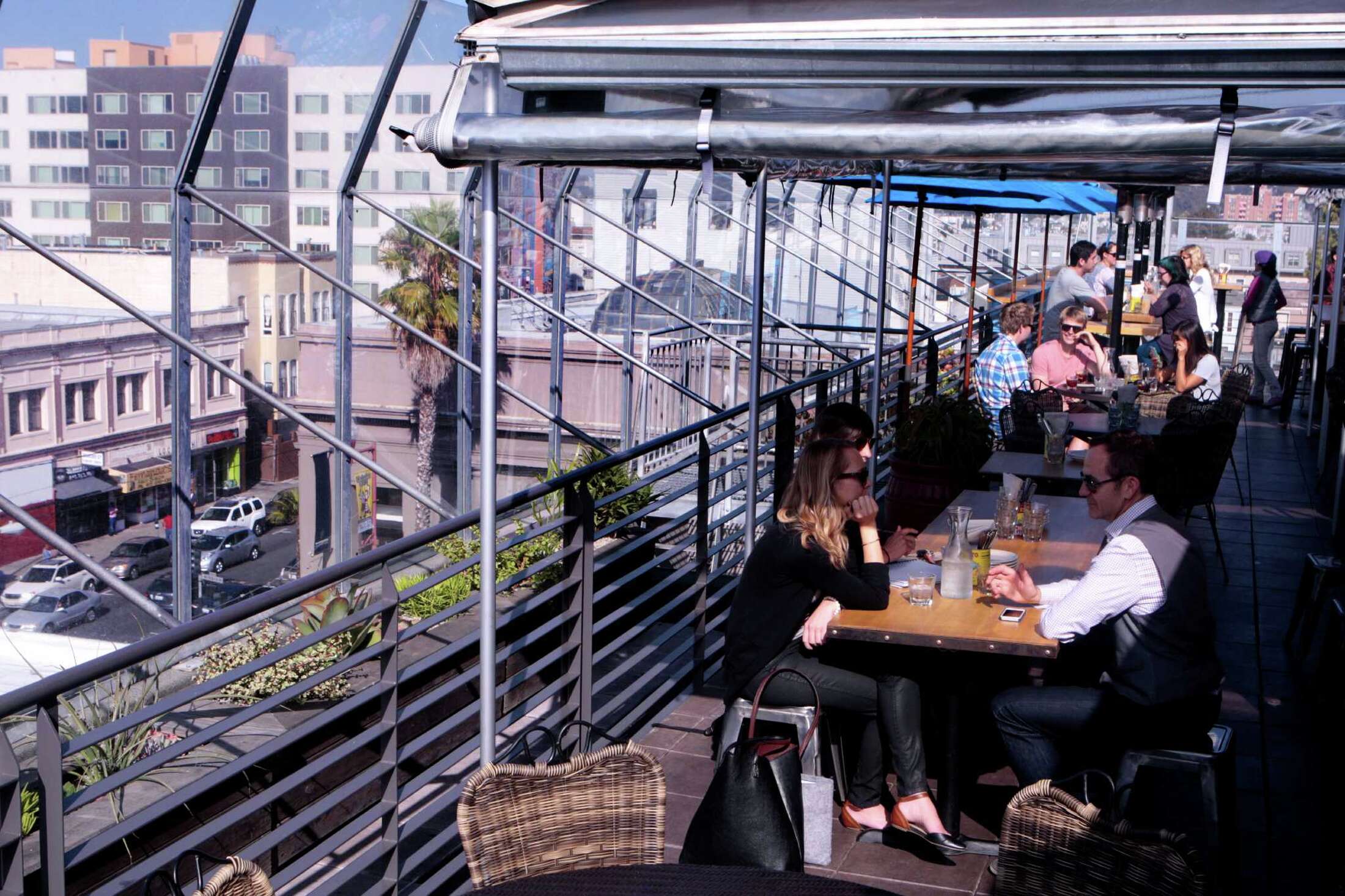 SF’s El Techo sweeps you away with piña coladas