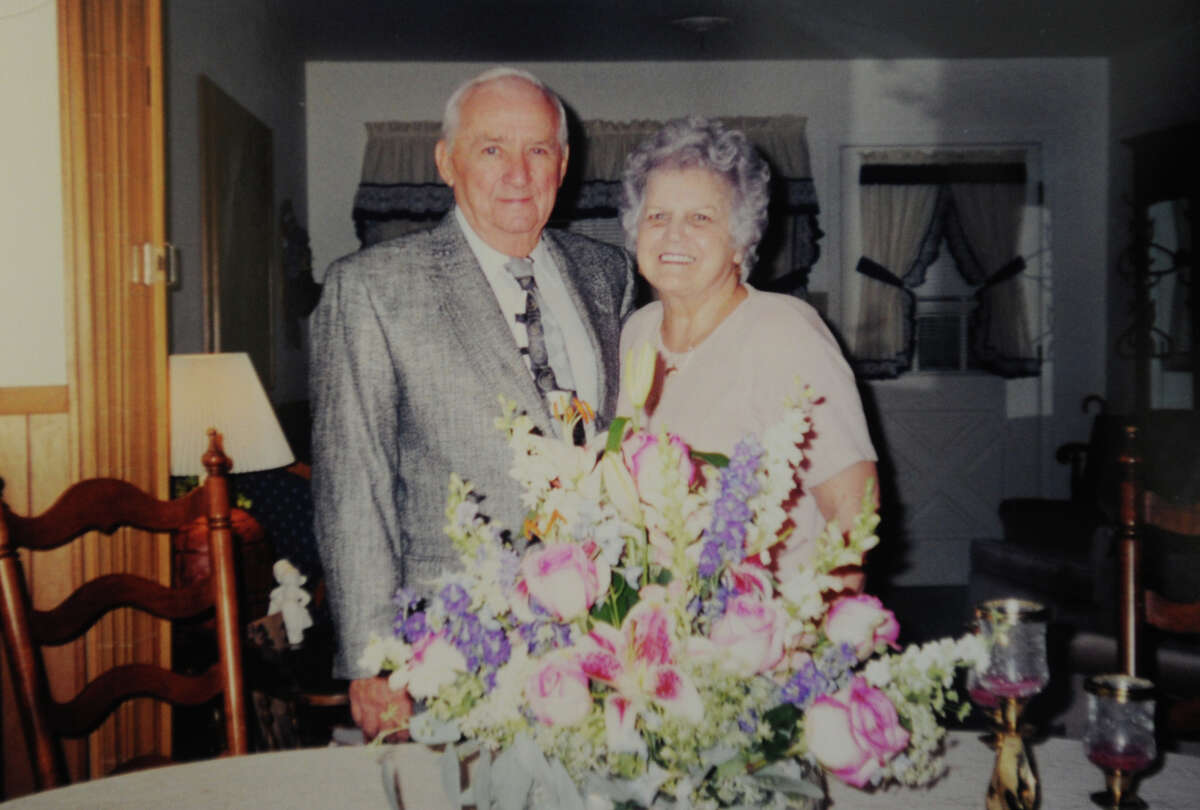 Nederland couple marks 76 years of marriage