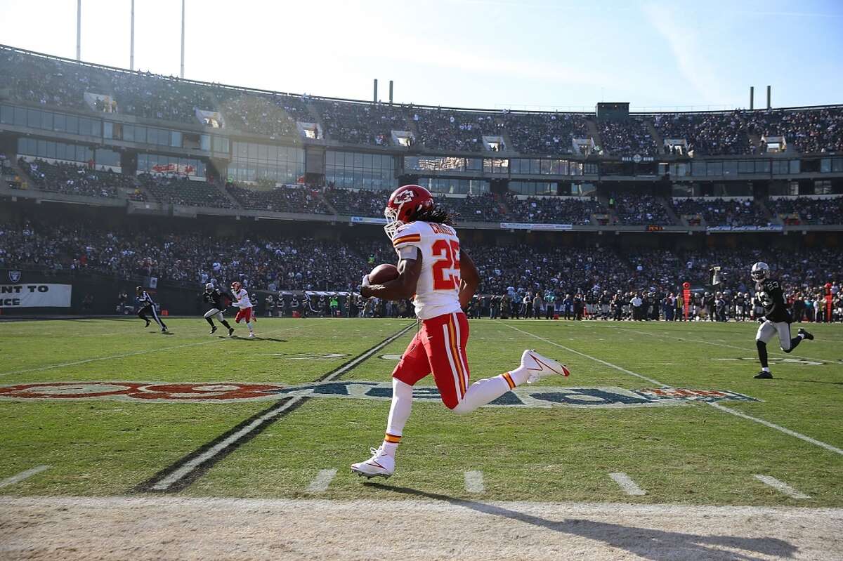 Jamaal Charles gets homecoming in Texans-Chiefs season opener