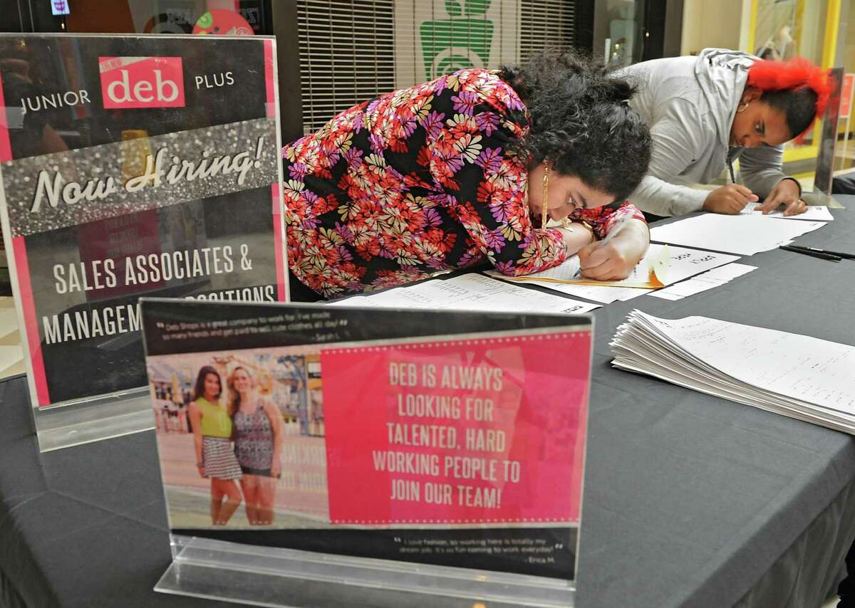 Holiday hiring at Crossgates Mall under way