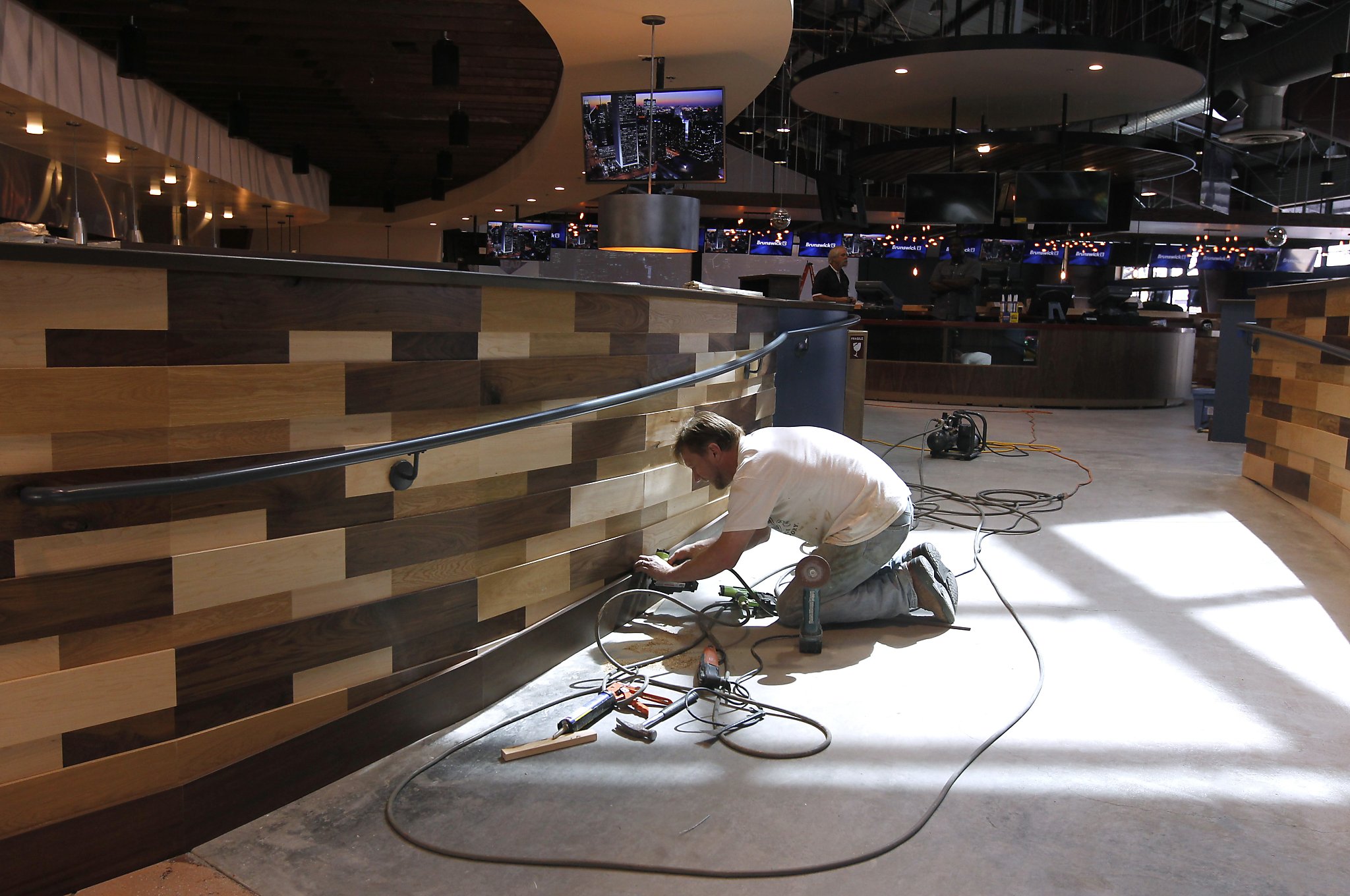 Plank bringing food, drink, music, games to Jack London Square