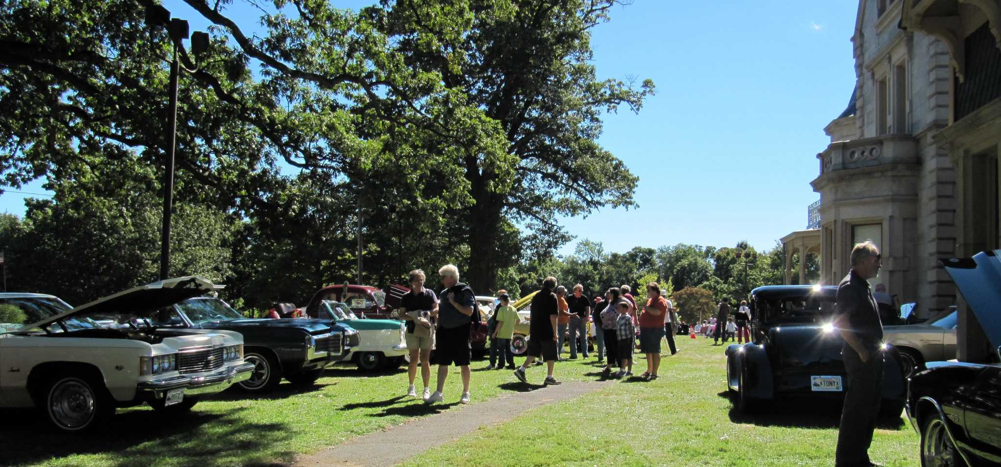 'Old-fashioned' fun is hip at Norwalk's mansion museum